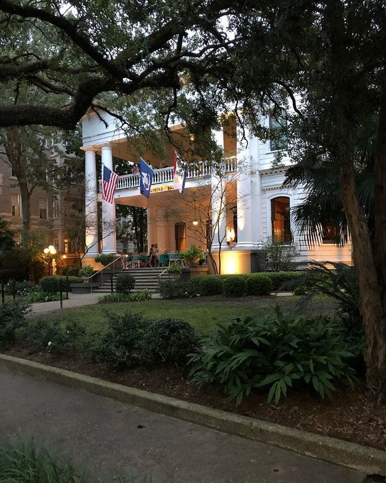 The Columns | New Orleans Venue | galleryLabels.undefined | PartySlate