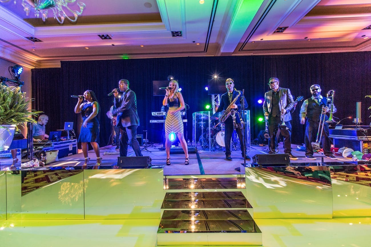 Interactive Dallas, LLC | Dallas Entertainment | PartySlate