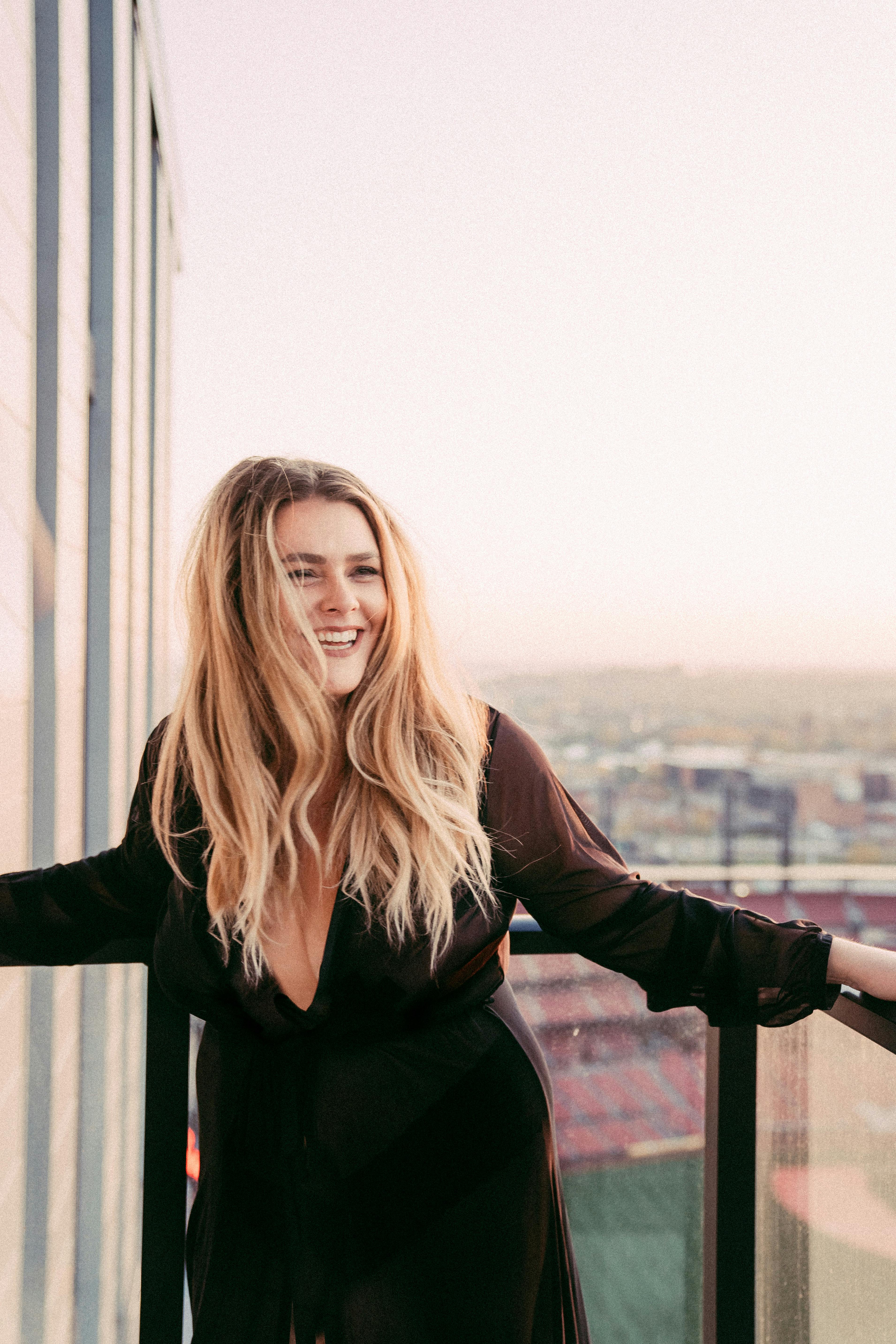 Lola Mango Photo + Film | St. Louis Photographer | PartySlate