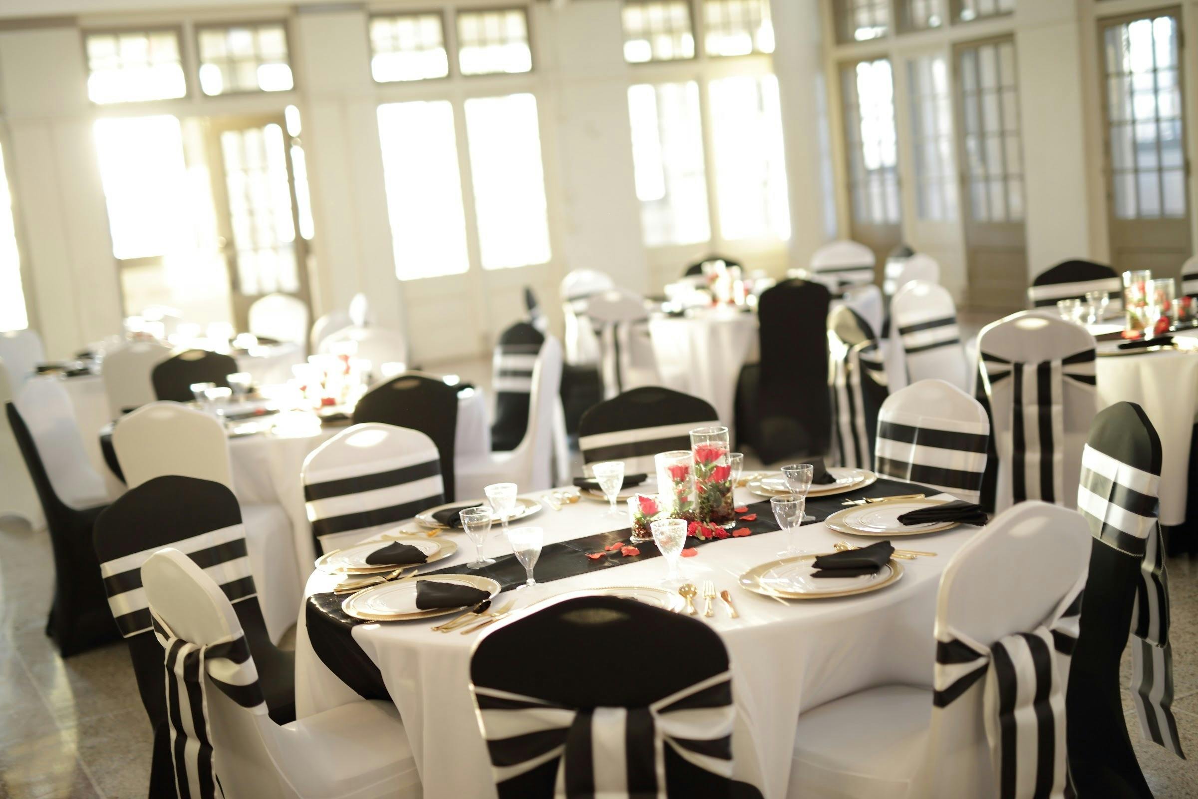 Alluring Luxe Designs | Detroit Design & Floral | 68 photos | PartySlate