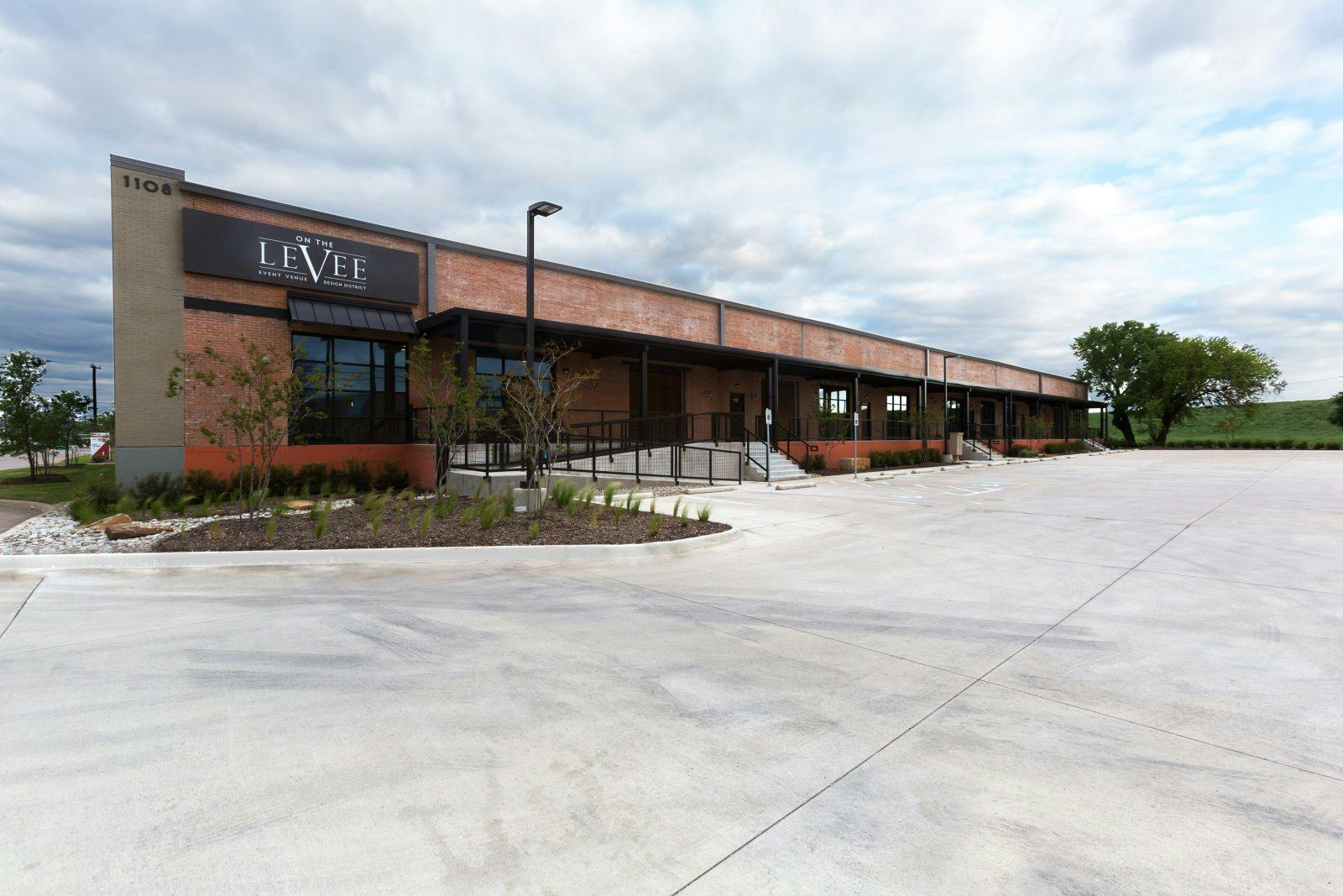 On The Levee | Dallas Venue | All Events | 586 photos on PartySlate