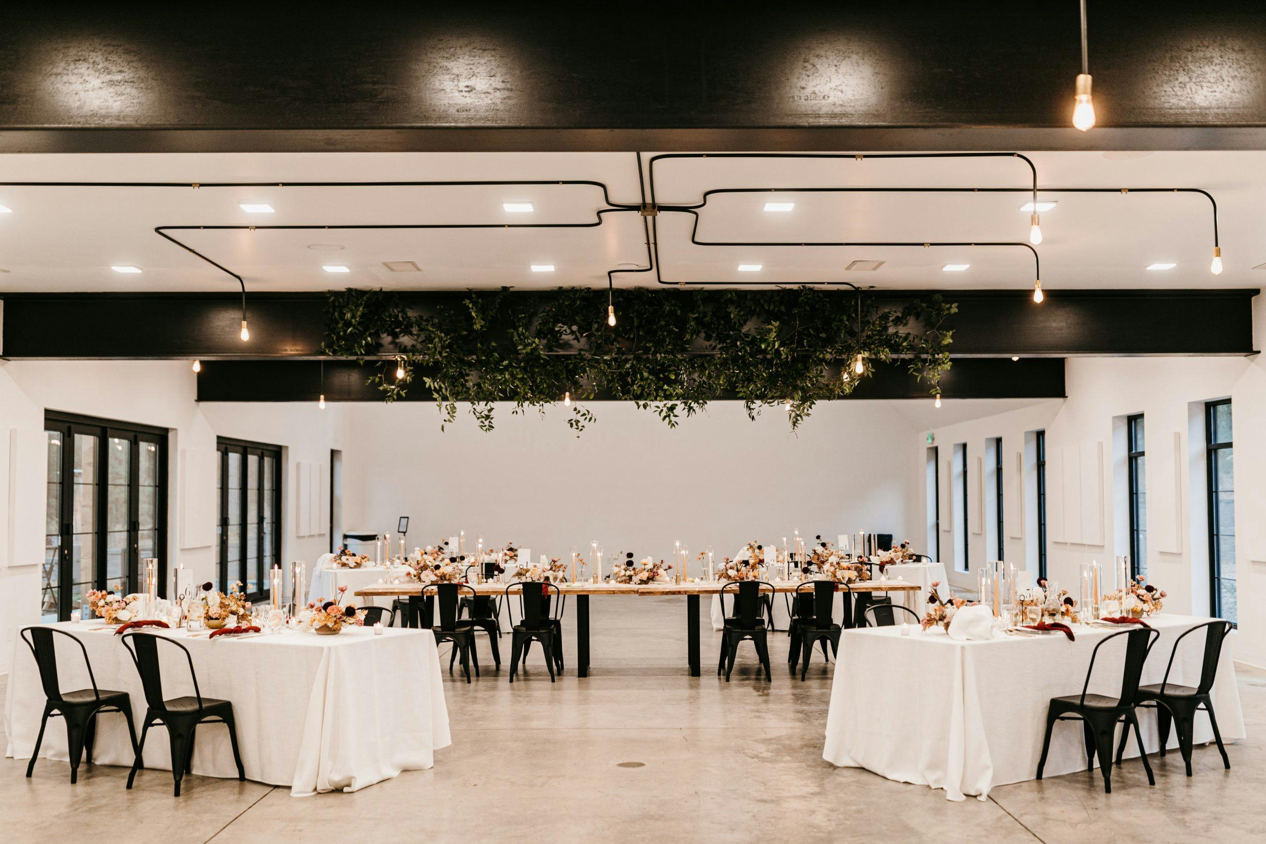 Pinewood Ballroom | Slidell Venue | PartySlate