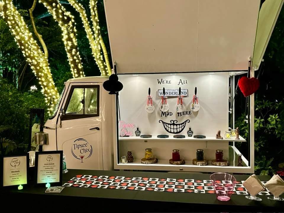 tipsee Chix | Miami Caterer | PartySlate