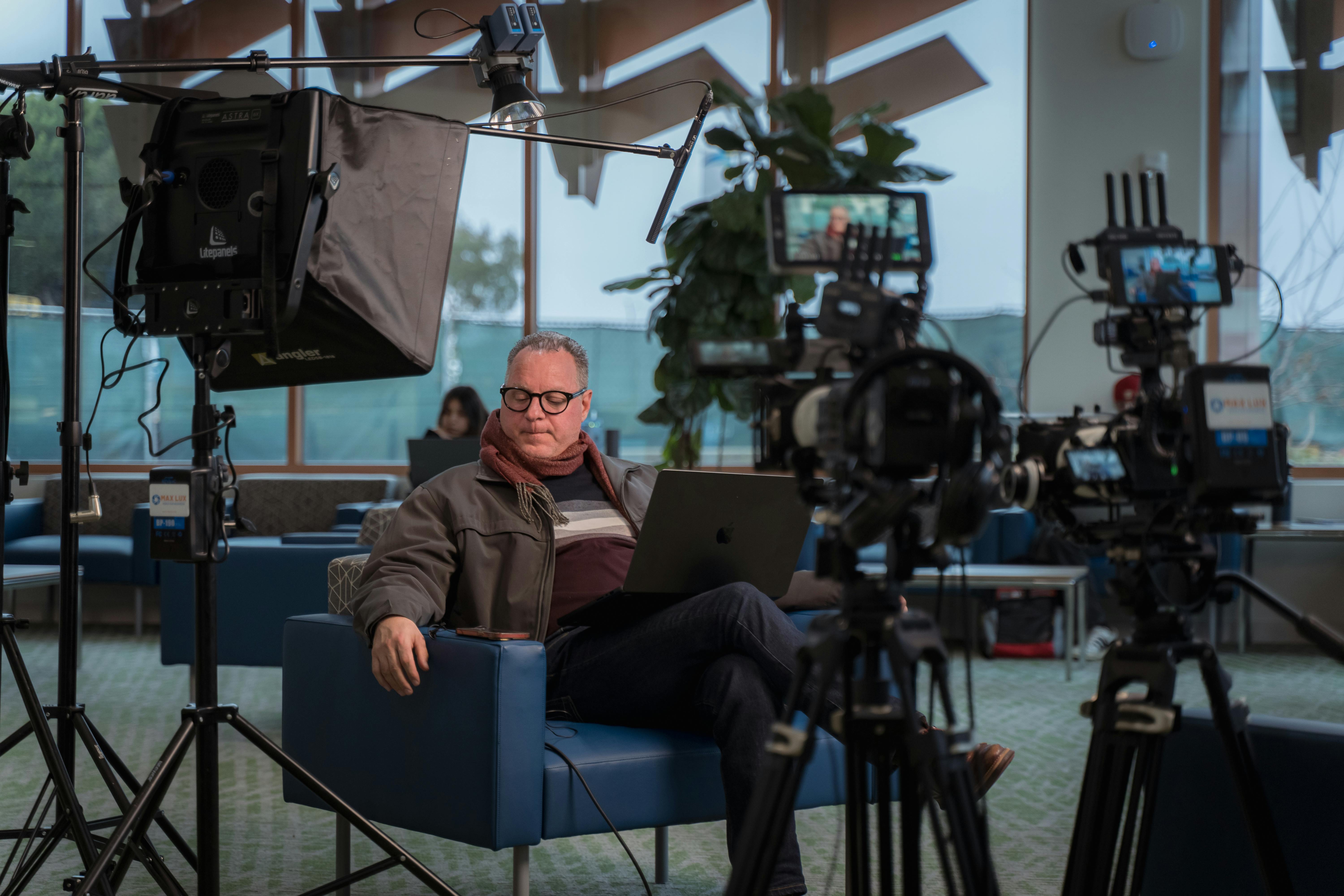 V2 Visuals | San Diego Videographer | PartySlate