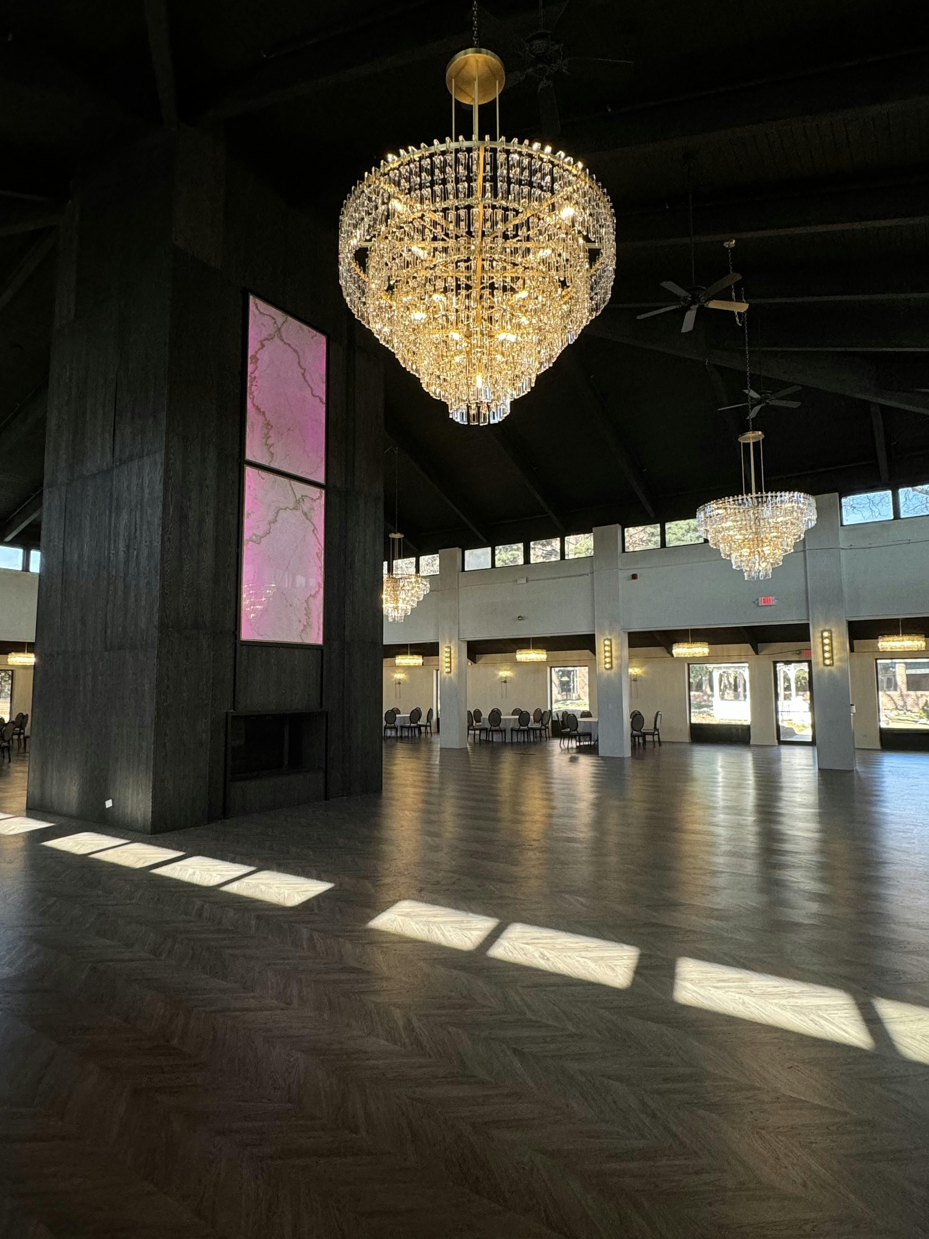 Holiday Inn Countryside | Countryside Venue | PartySlate