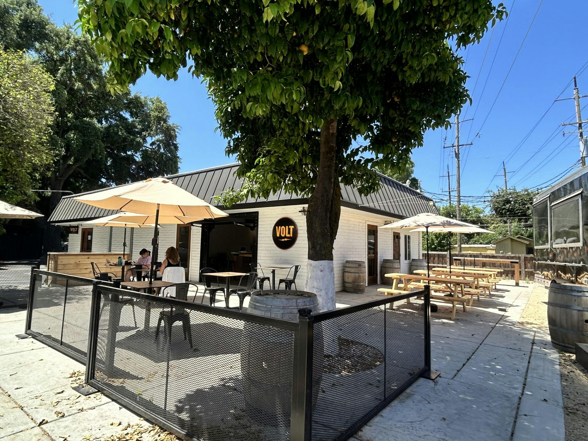 Volt Coffee Tea & Taps | Davis Venue | PartySlate