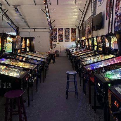 Flipperz Pinball | Cleves Entertainment | PartySlate