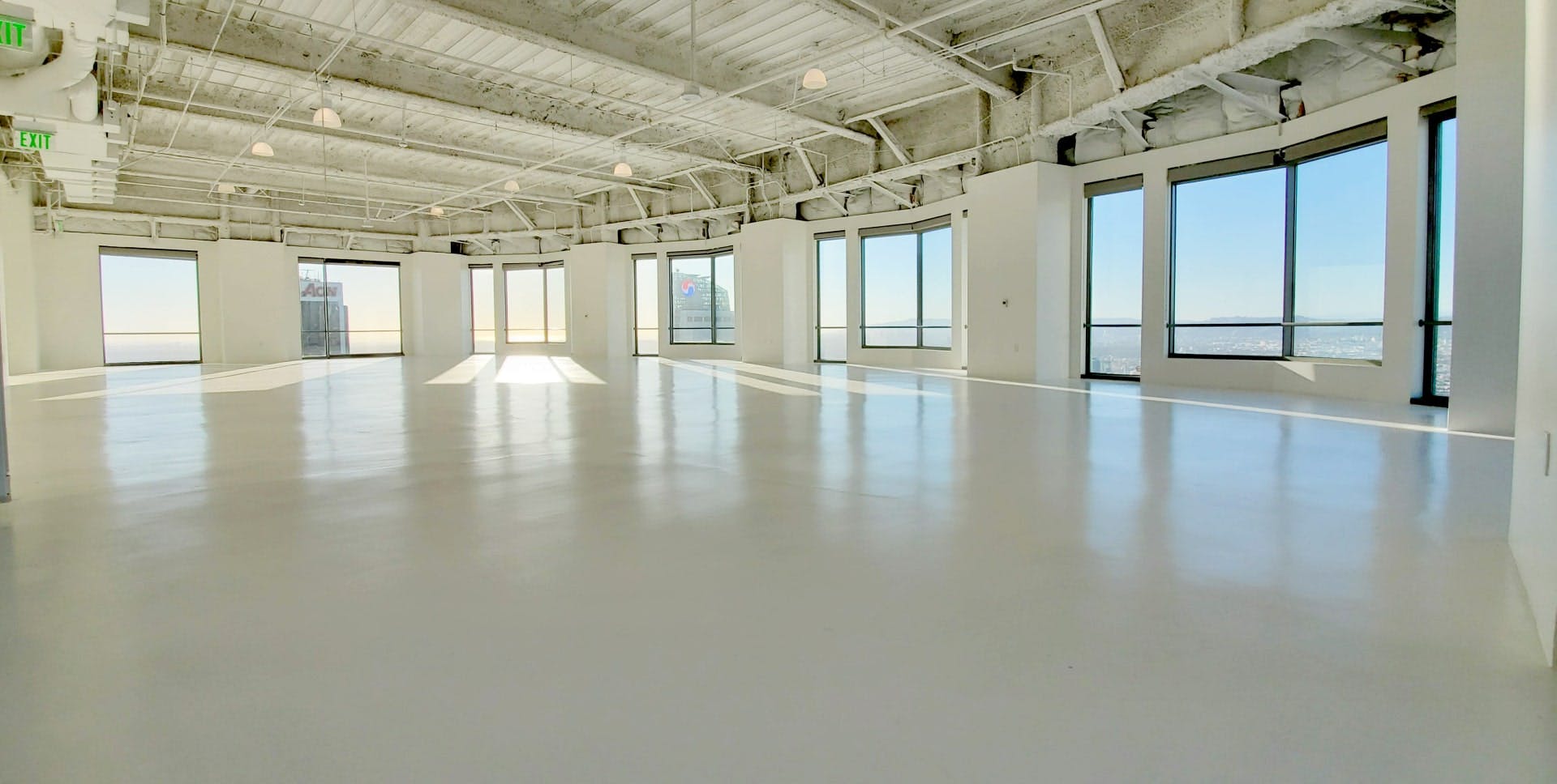 US Bank Tower 59th Floor | Los Angeles Venue | PartySlate