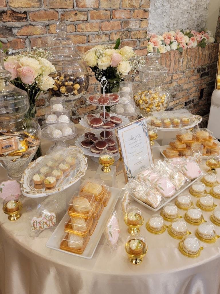 Nibble Nook Catering | Riverview Bakery & Desserts | PartySlate