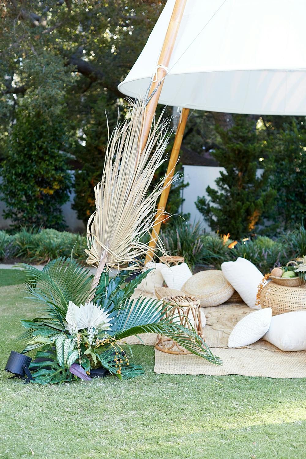 Birthday Lounge & Seating Area Ideas | PartySlate