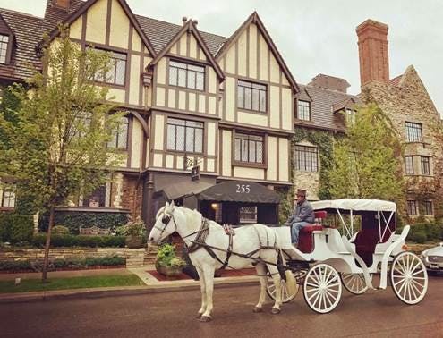 Deer Path Inn | Lake Forest Venue | All Events | 114 photos on PartySlate