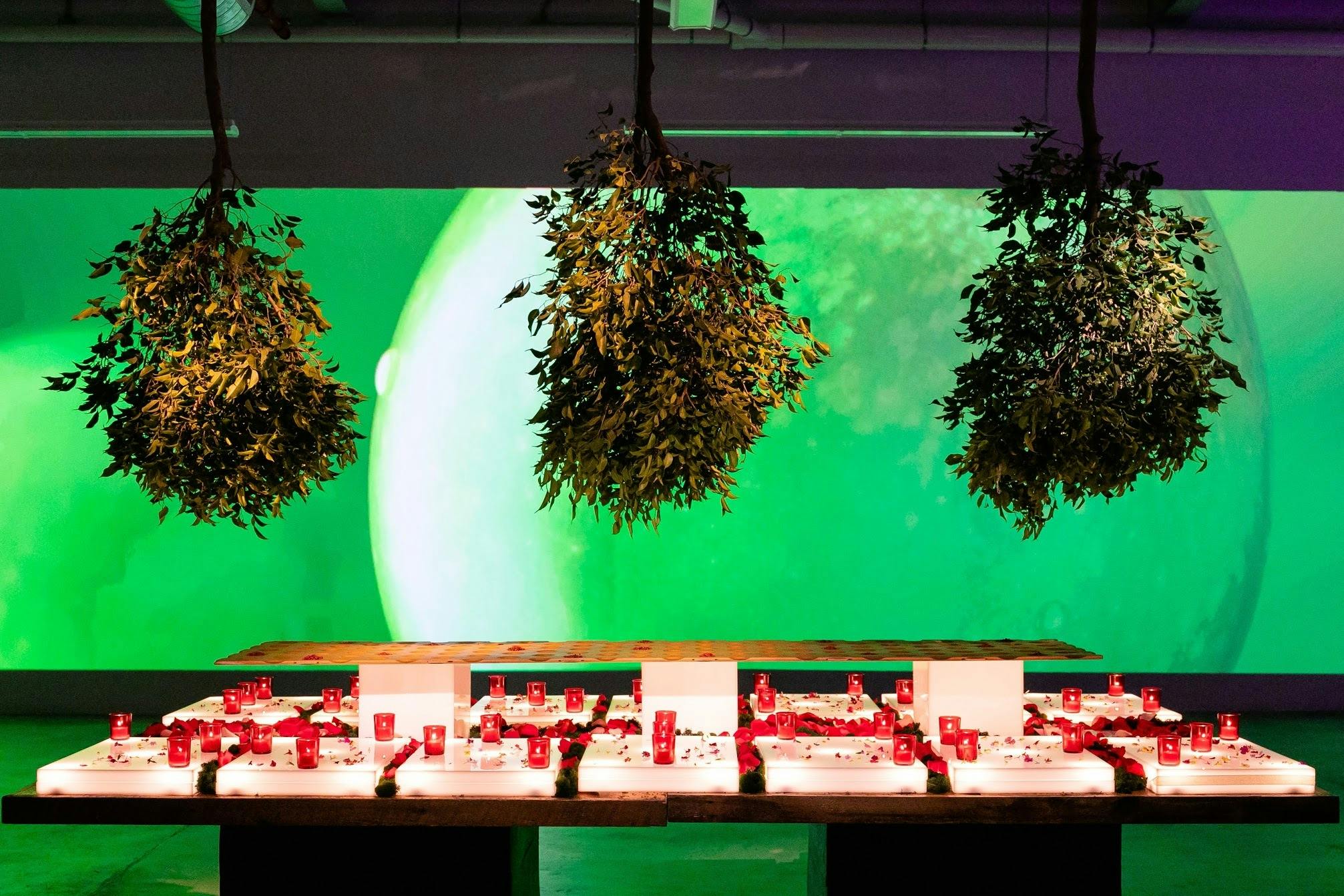 Corporate Event Centerpieces & Tablescapes Ideas | PartySlate