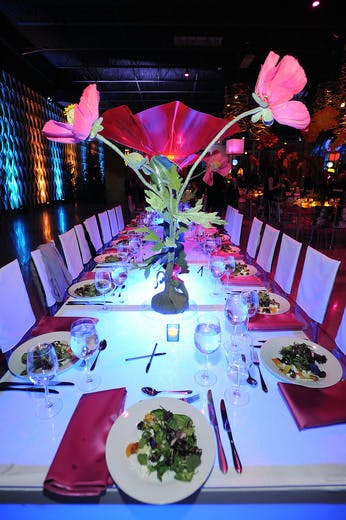 Fundraiser Centerpieces & Tablescapes Ideas | PartySlate