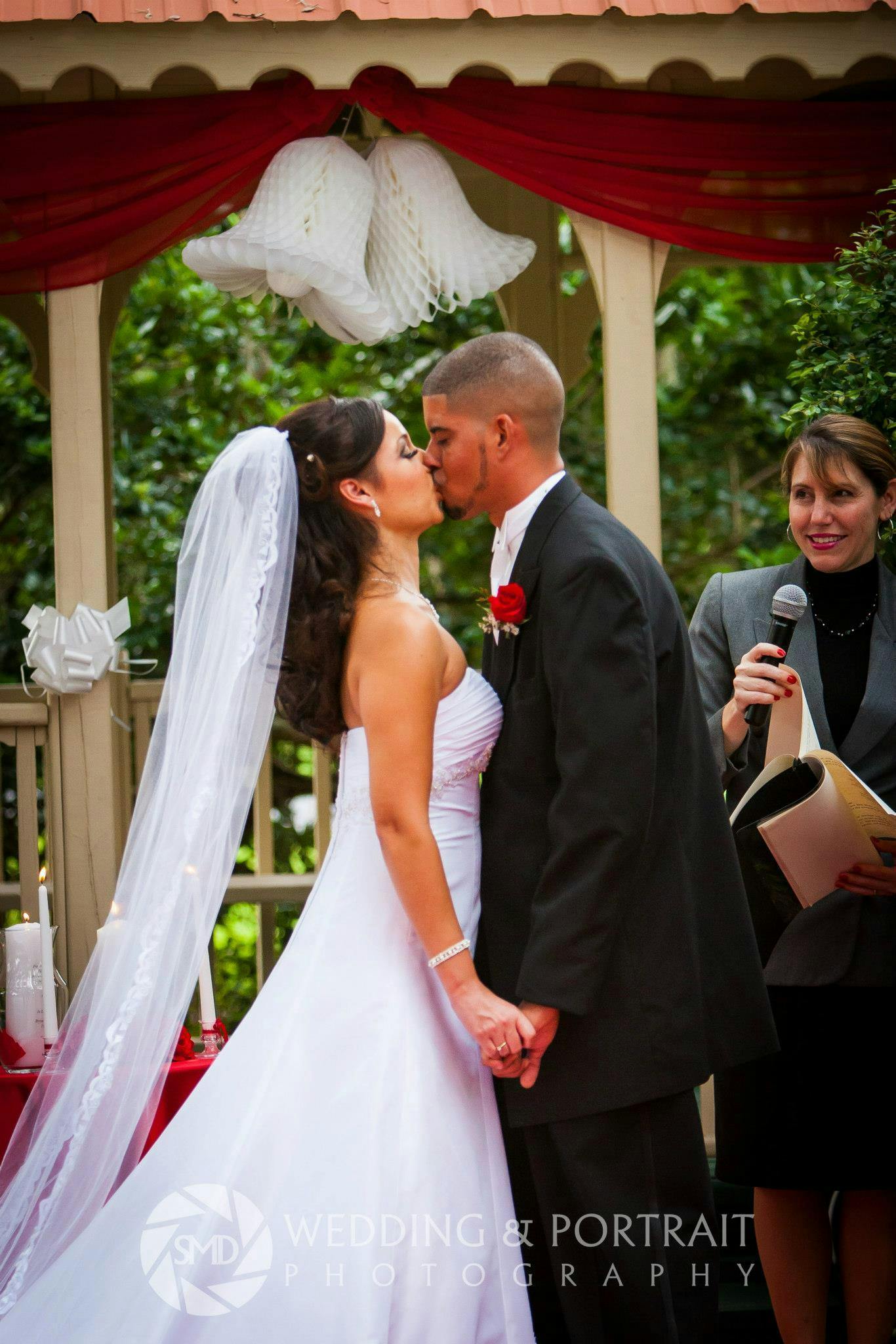 photo-7d4989b3-08ff-40d2-9c17-96e2f111e544.jpg?ixlib=rails-2.1.4&w=1200 ...