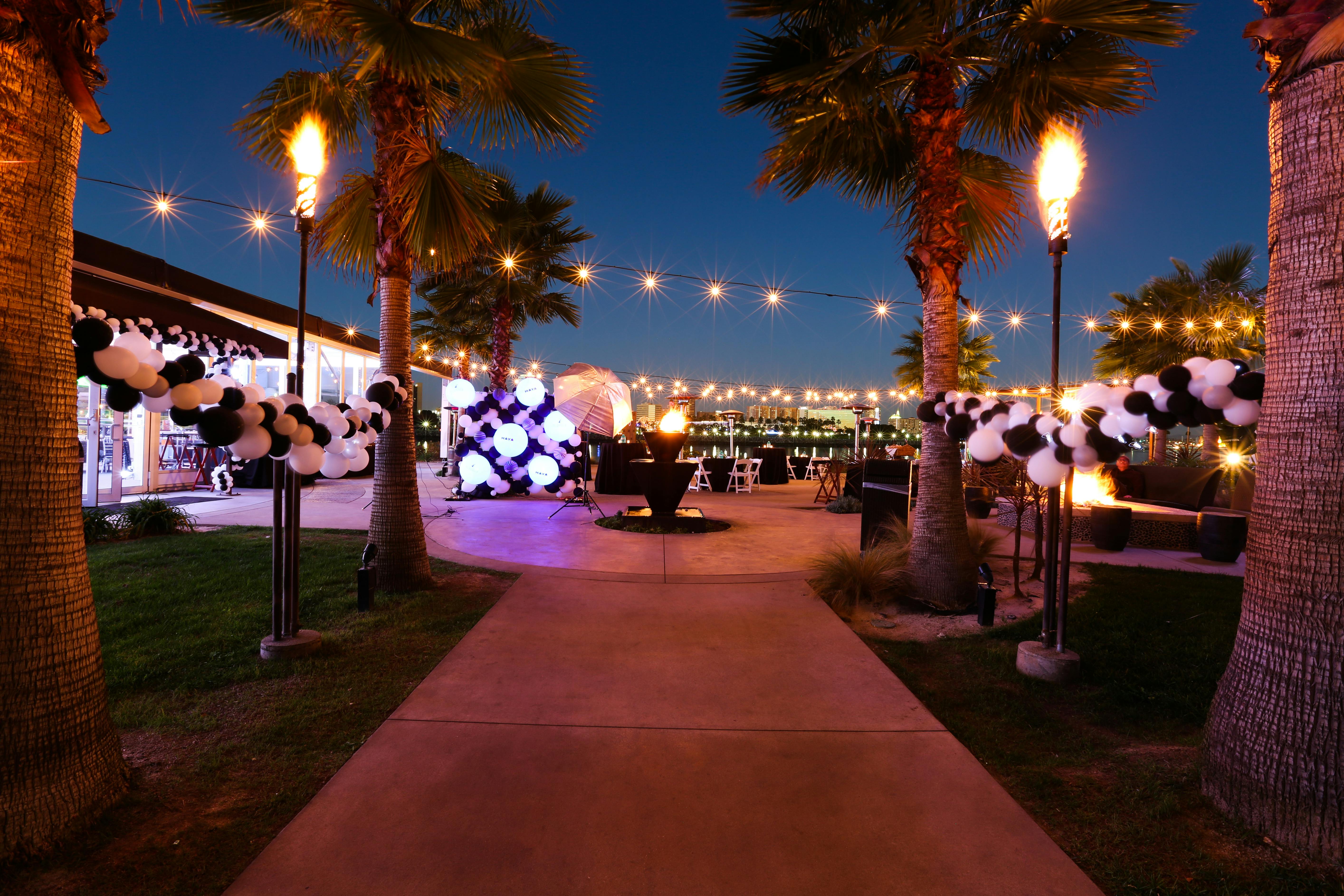 Corporate Event Decor & Floral Ideas | PartySlate