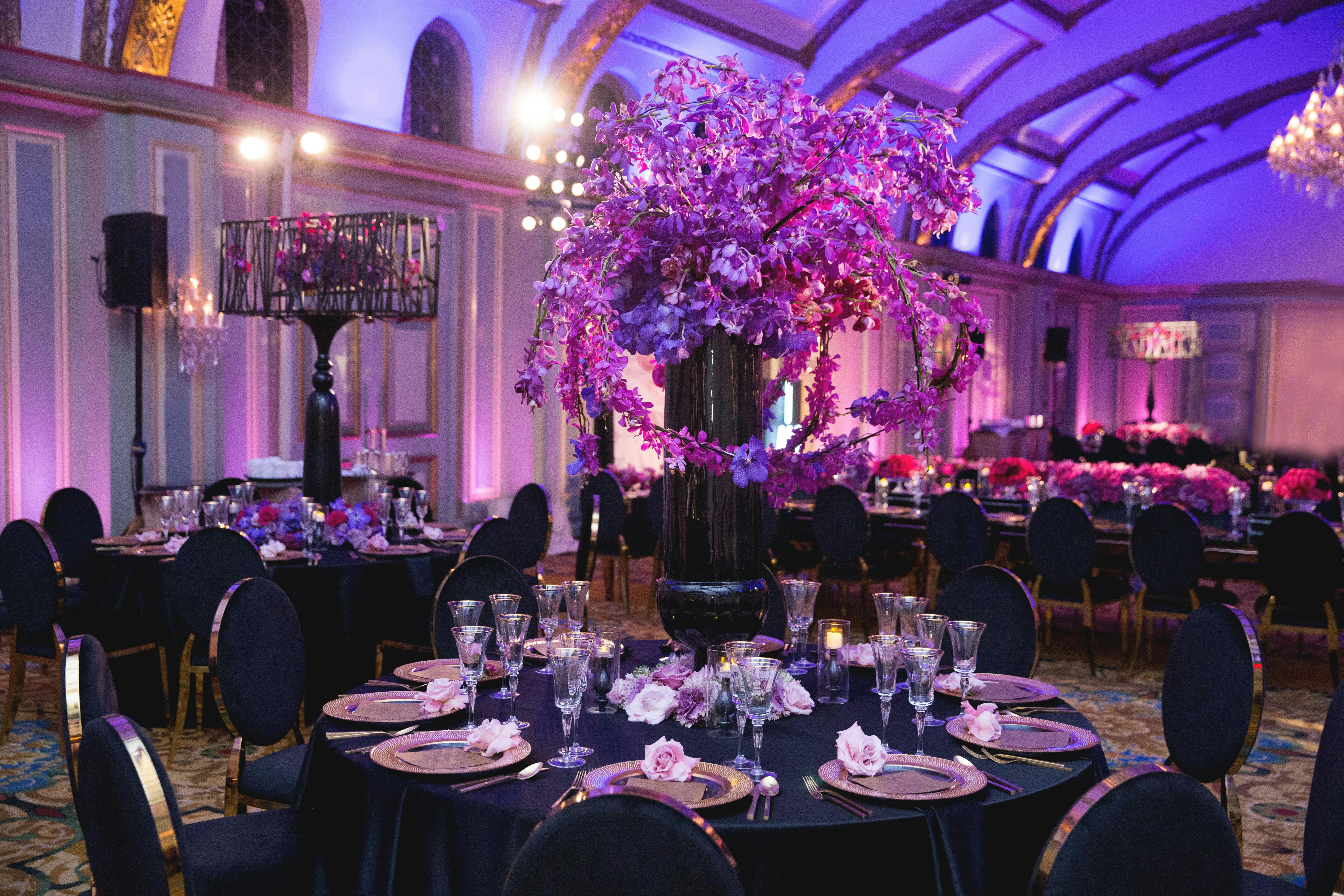 Corporate Event Centerpieces & Tablescapes Ideas | PartySlate