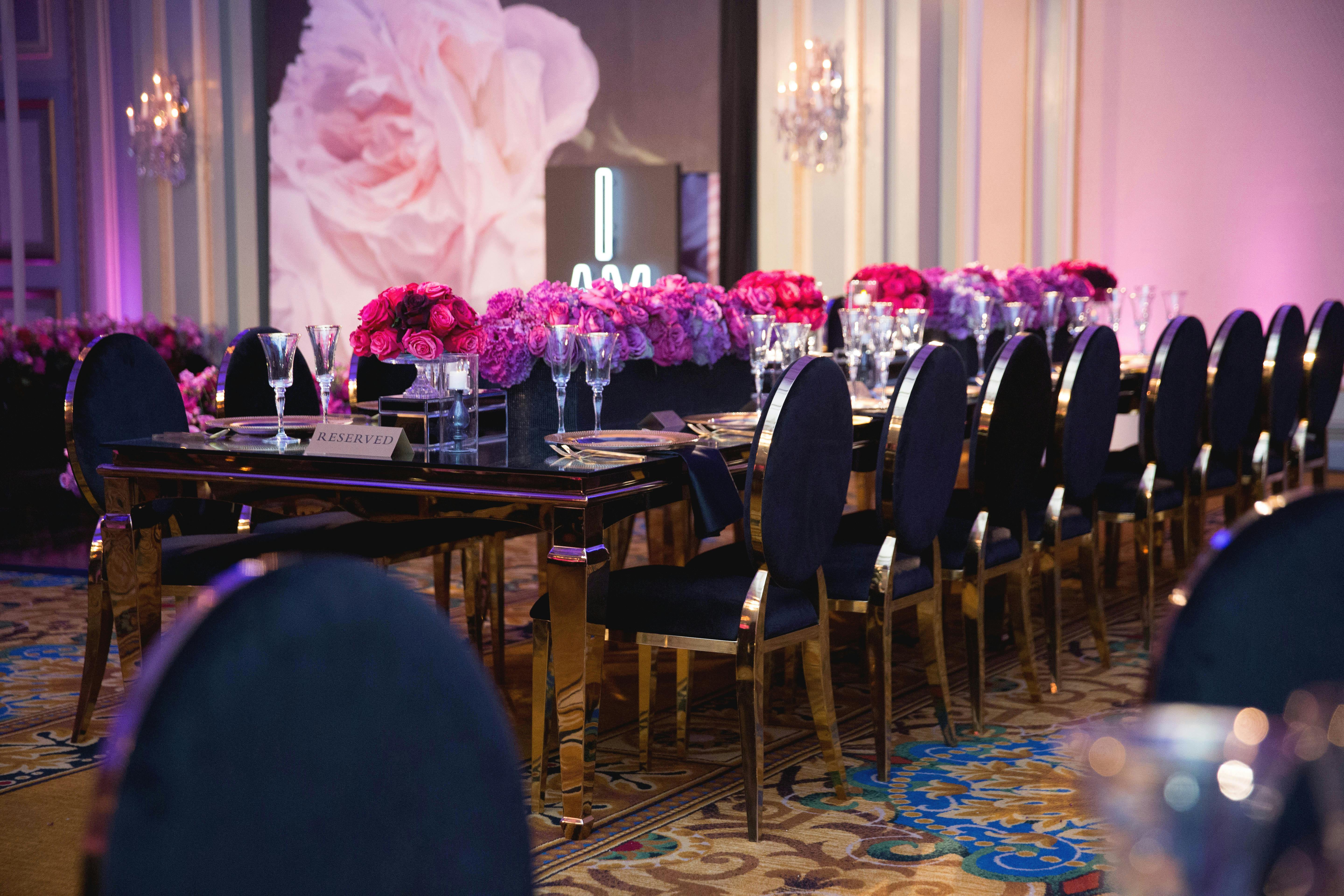 Corporate Event Centerpieces & Tablescapes Ideas | PartySlate