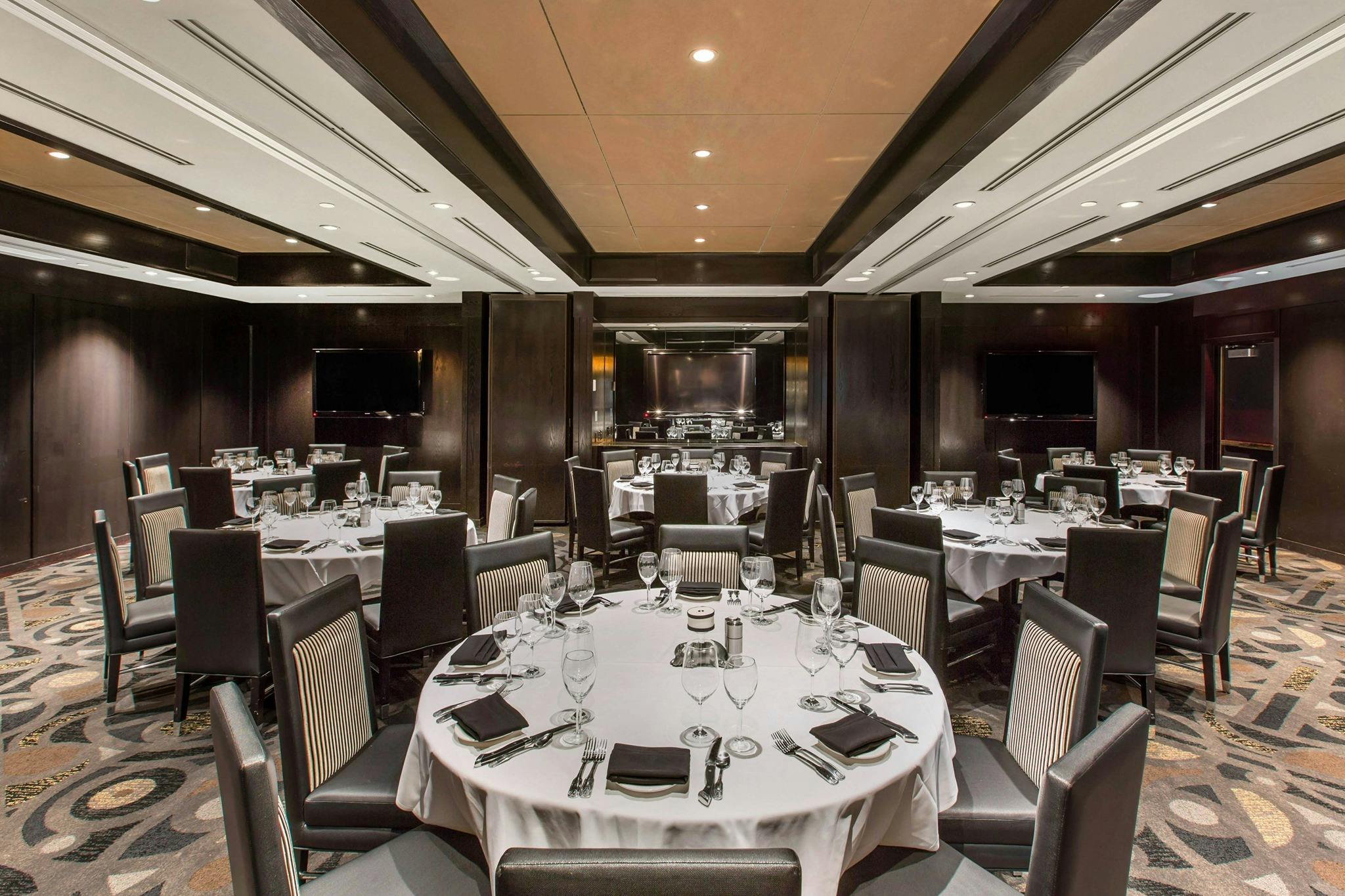 photo-0a7f00c6-116b-4617-8925-62c747aeacba.jpeg?ixlib=rails-2.1.4&w ...