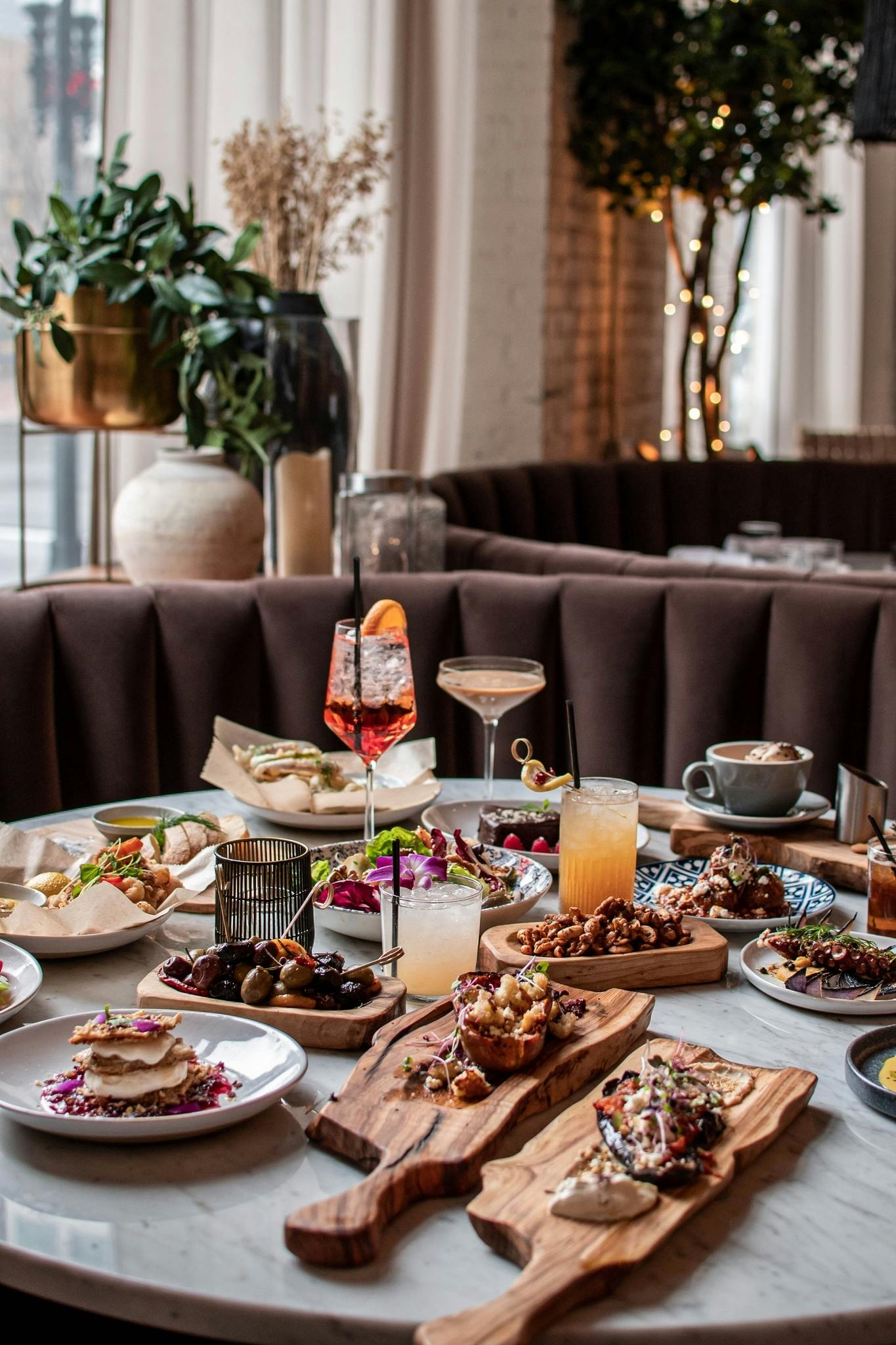 photo-a14066c5-1a1f-4db7-b9da-a9fcbf961371.jpeg?ixlib=rails-2.1.4&w ...