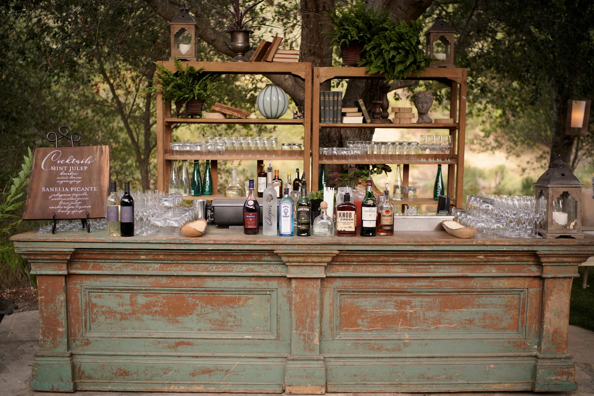 Wedding Bars & Lounges Ideas | PartySlate