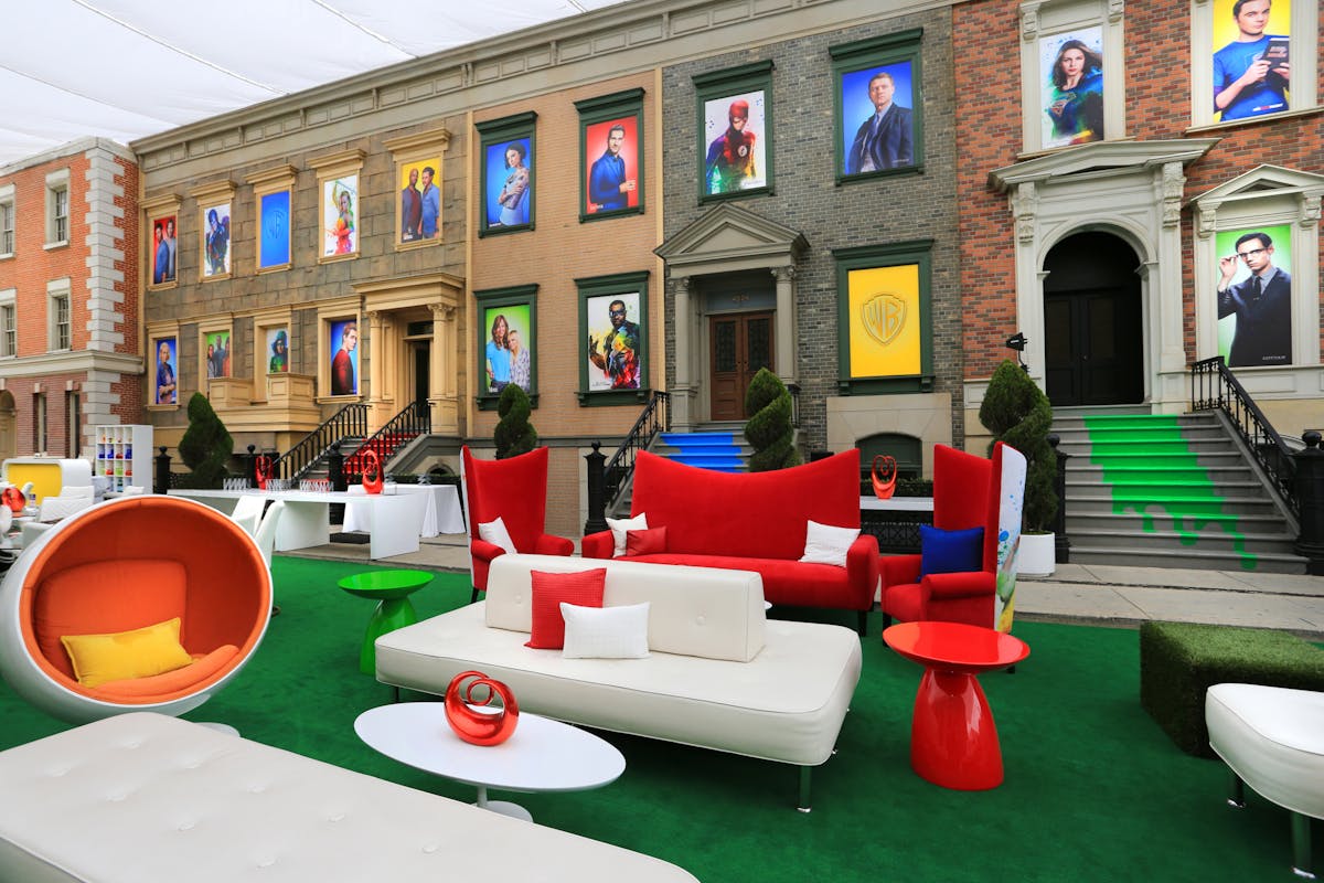 Corporate Event Decor & Floral Ideas | PartySlate