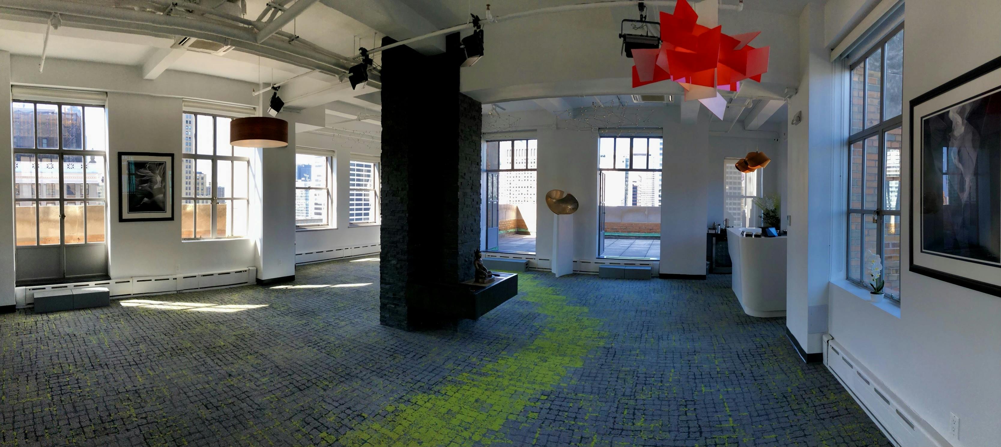 Sky Lounge NYC | New York Venue | All Photo Albums | PartySlate