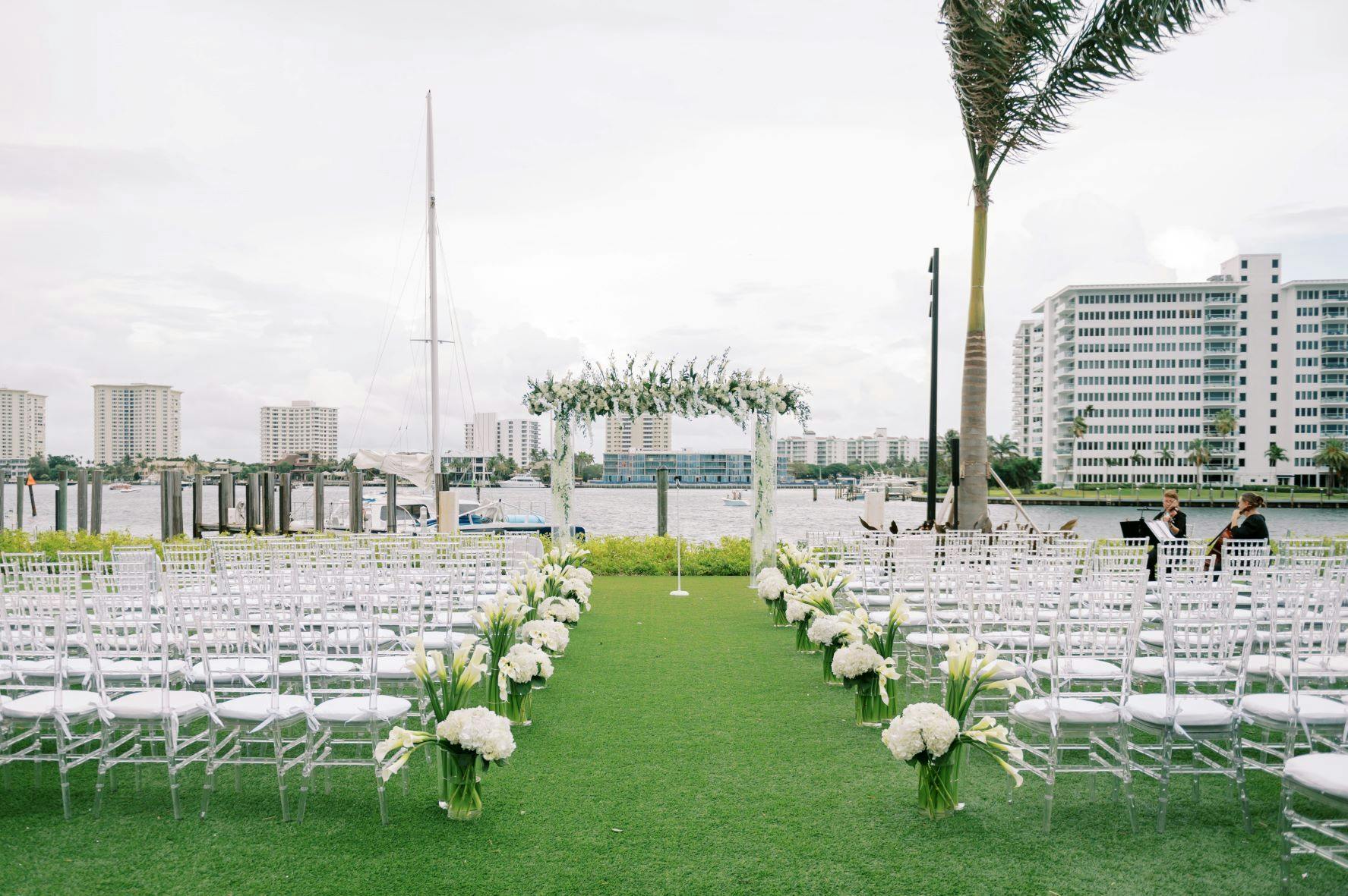 Harborside Lawn | The Boca Raton | PartySlate