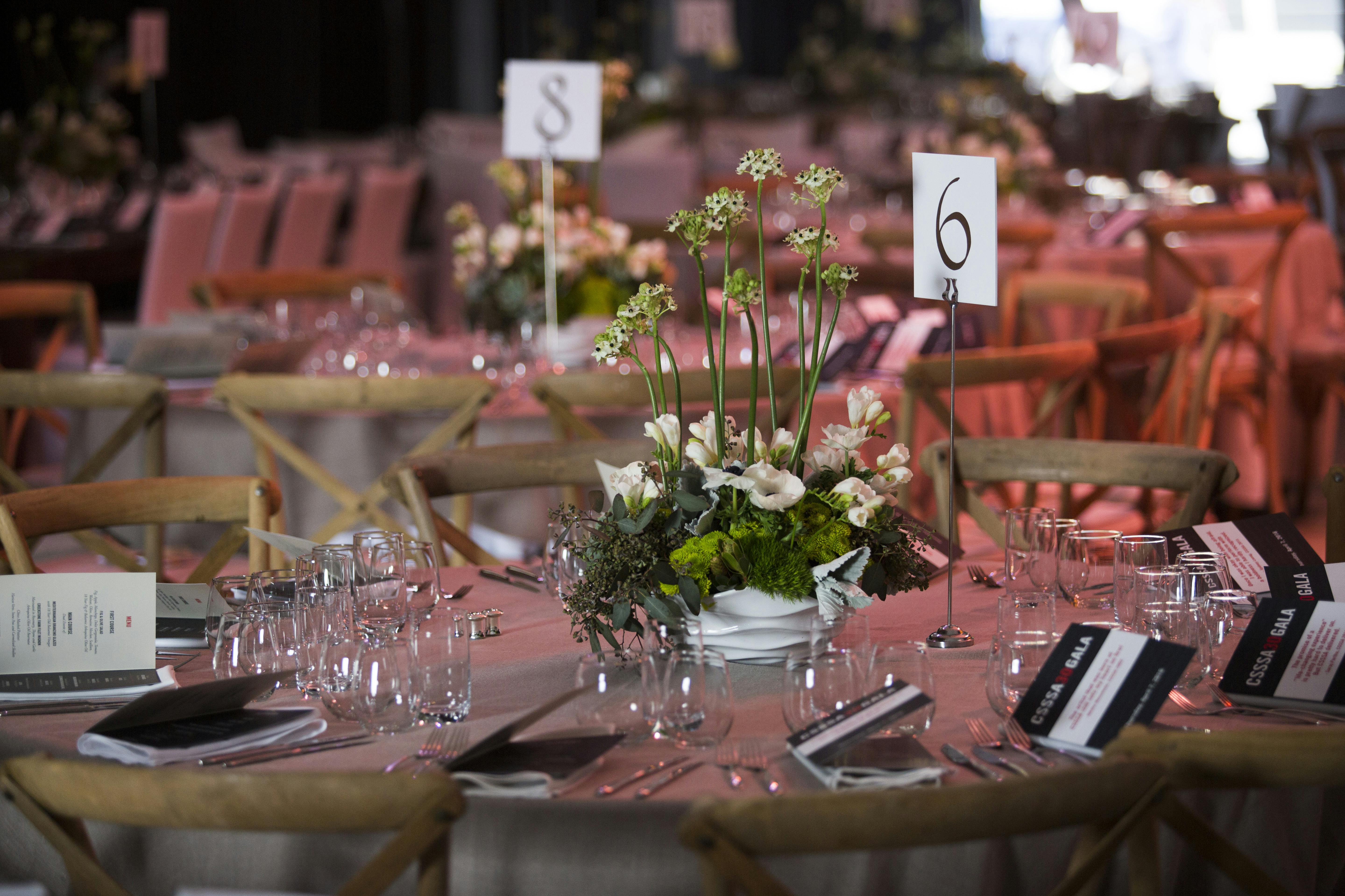 Fundraiser Centerpieces & Tablescapes Ideas | PartySlate