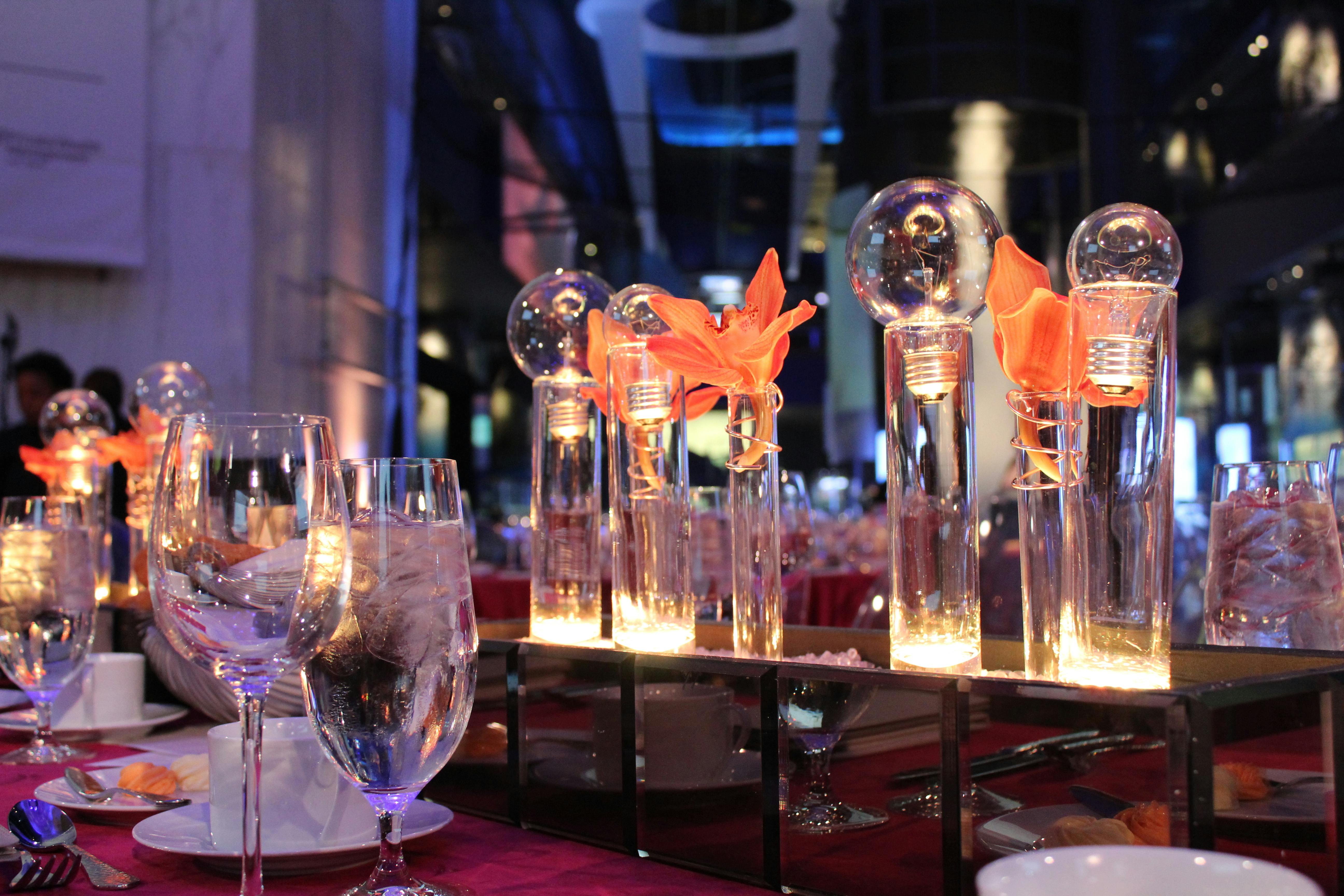 Fundraiser Centerpieces & Tablescapes Ideas | PartySlate