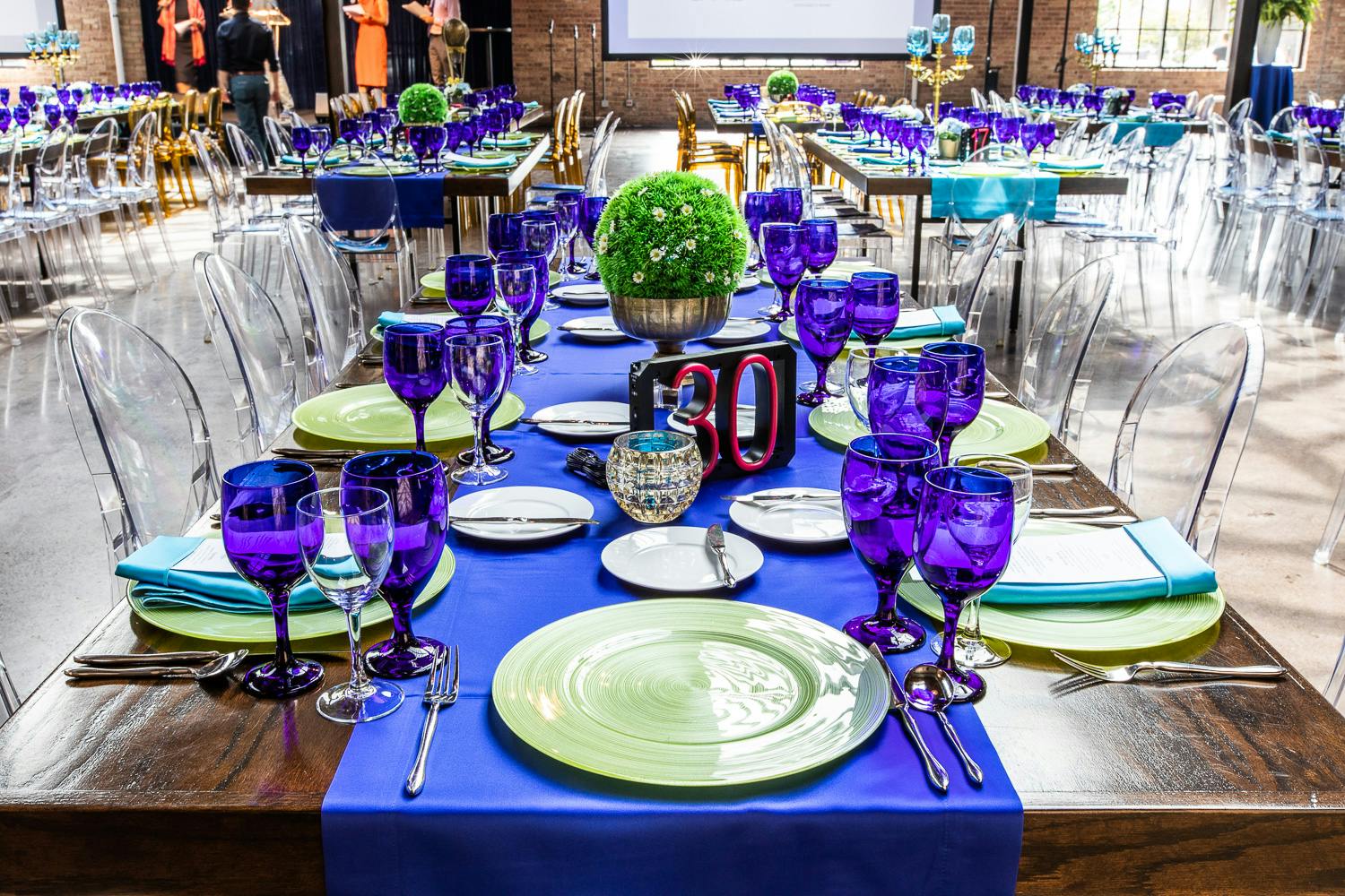 Fundraiser Centerpieces & Tablescapes Ideas | PartySlate