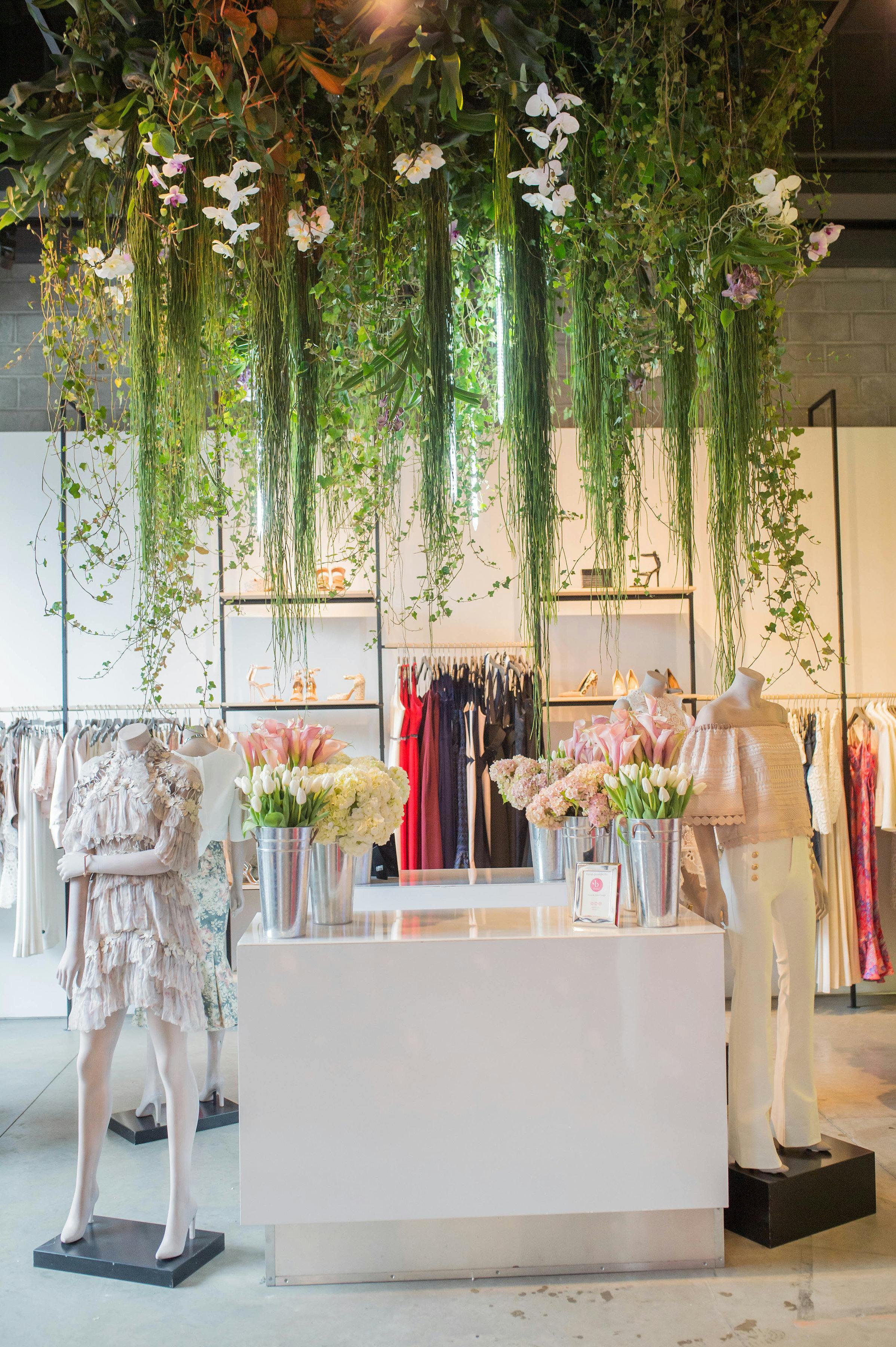 Corporate Event Decor & Floral Ideas | PartySlate