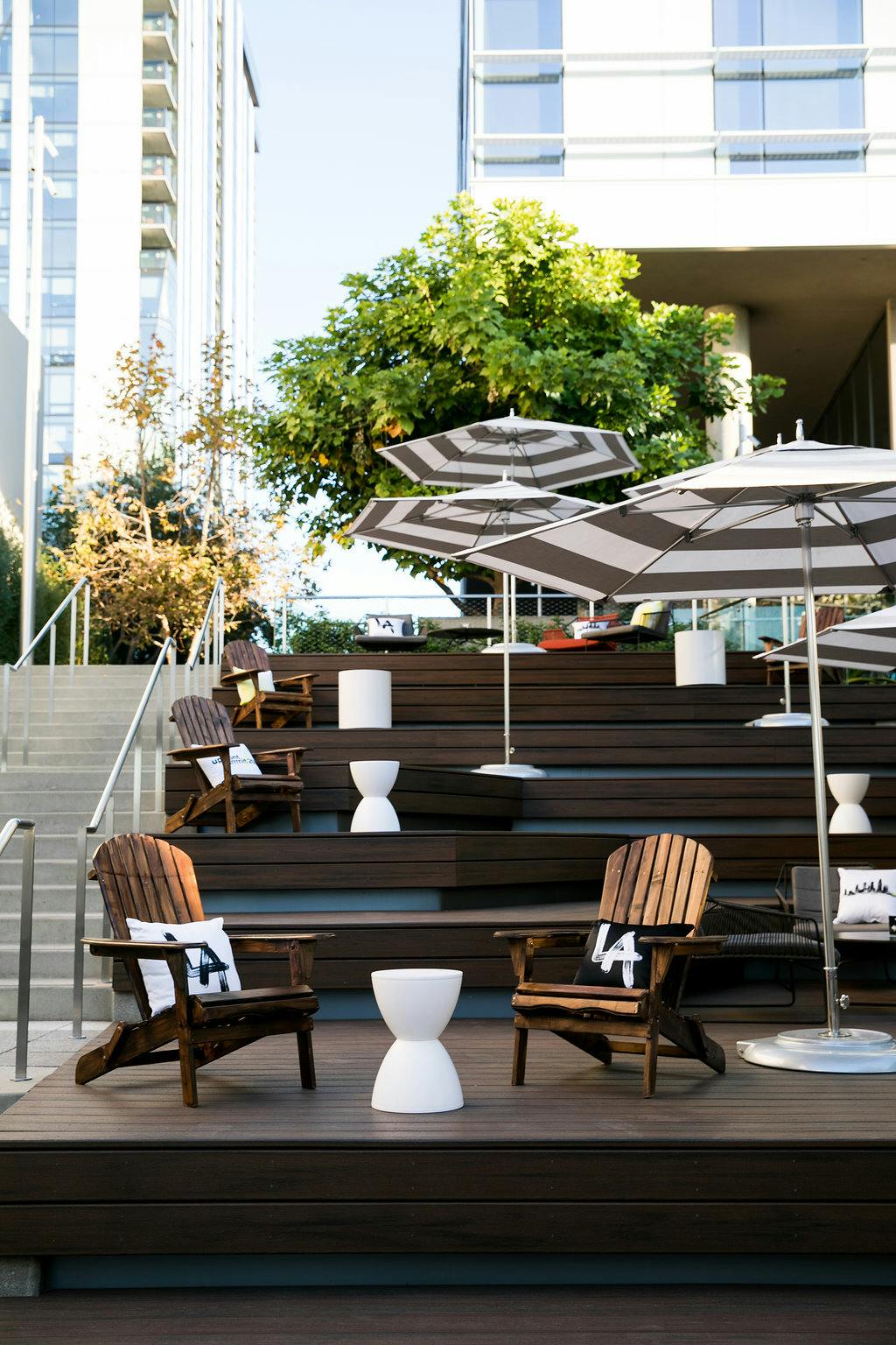 Corporate Event Lounge & Seating Area Ideas | PartySlate