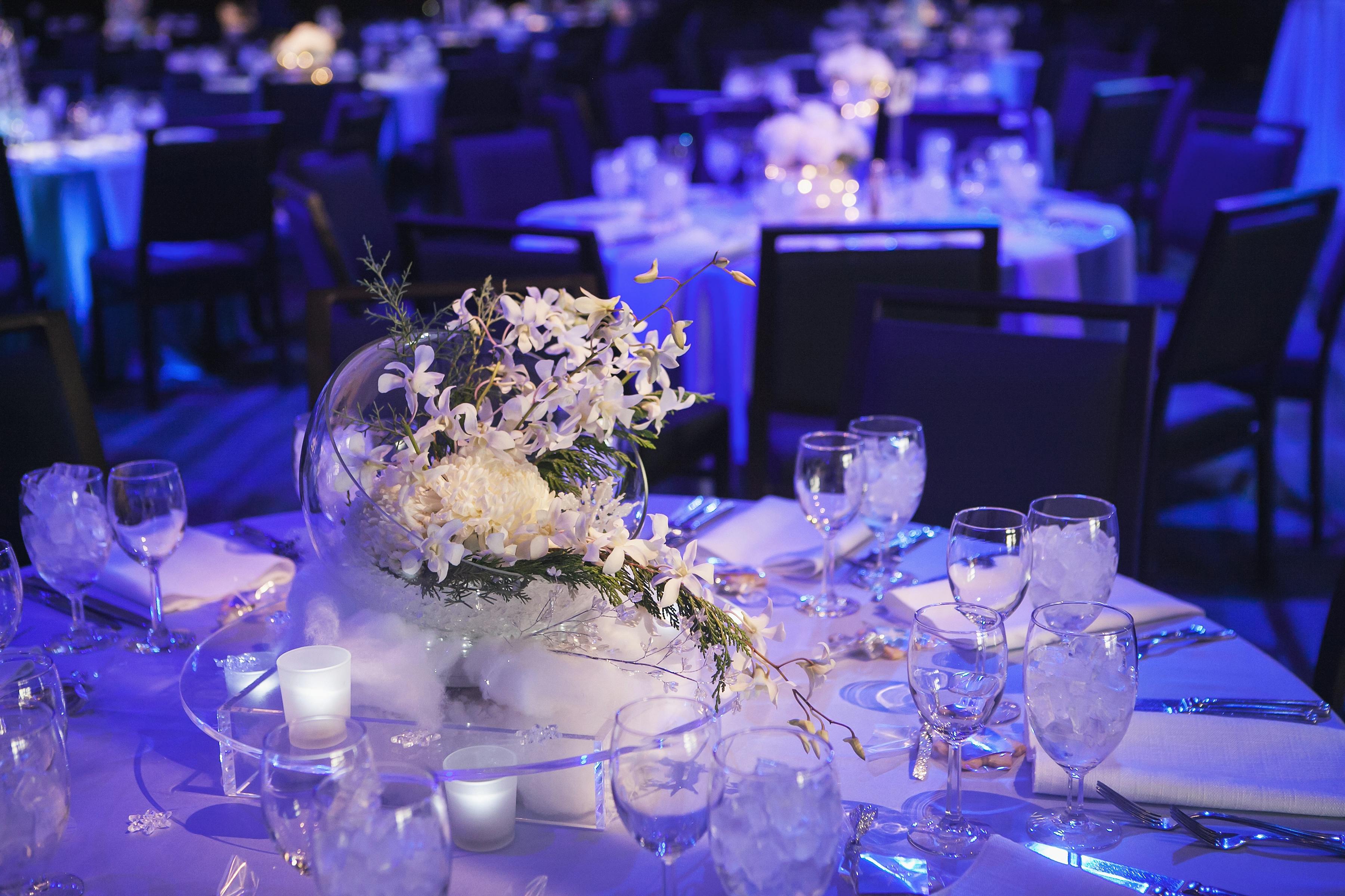 Fundraiser Centerpieces & Tablescapes Ideas | PartySlate