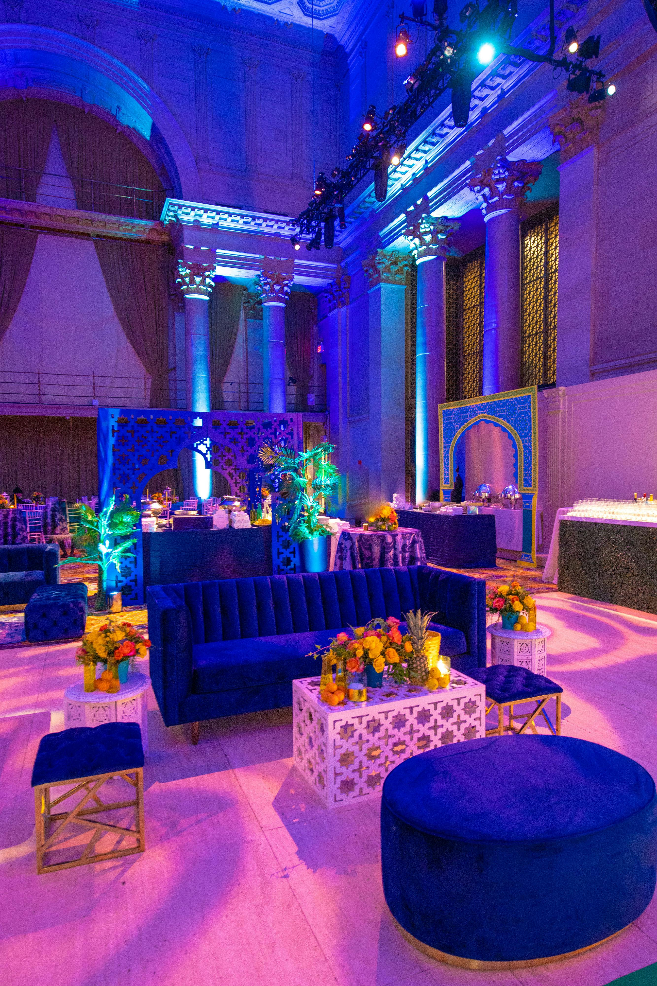 wedding-bars-lounges-ideas-partyslate