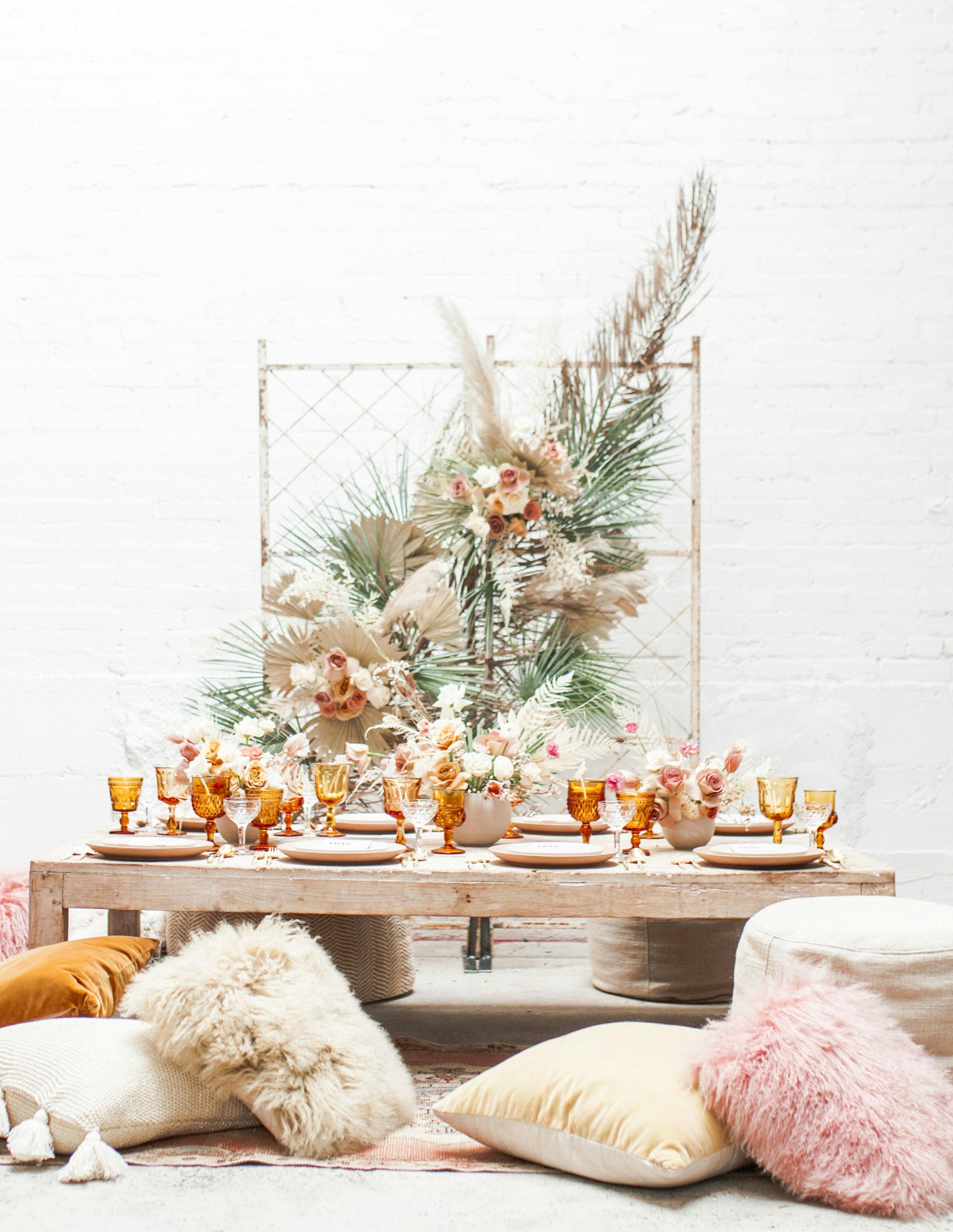 Corporate Event Centerpieces & Tablescapes Ideas | PartySlate