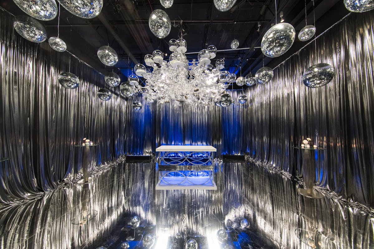 Corporate Event Lighting Ideas | PartySlate