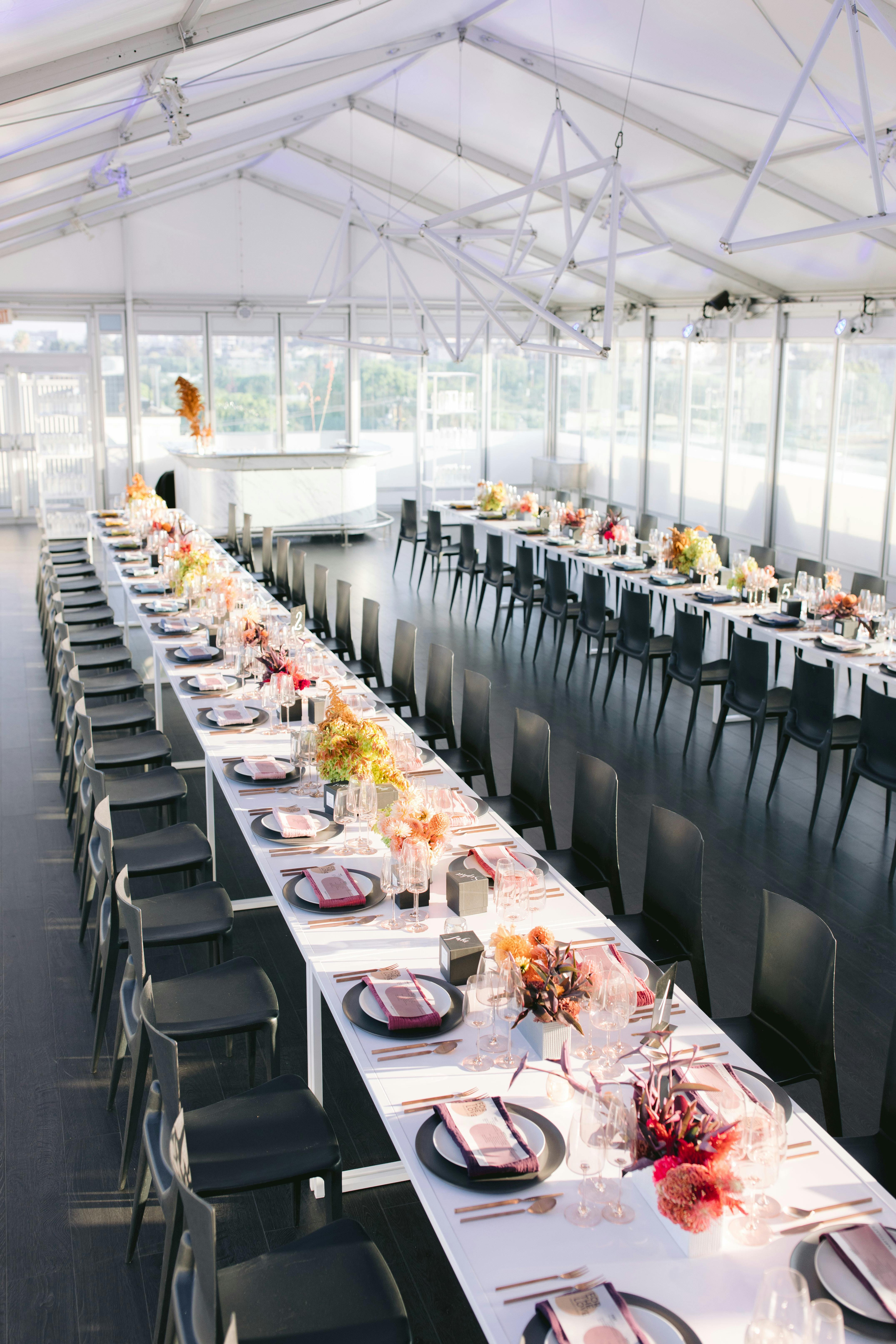 Corporate Event Centerpieces & Tablescapes Ideas | PartySlate