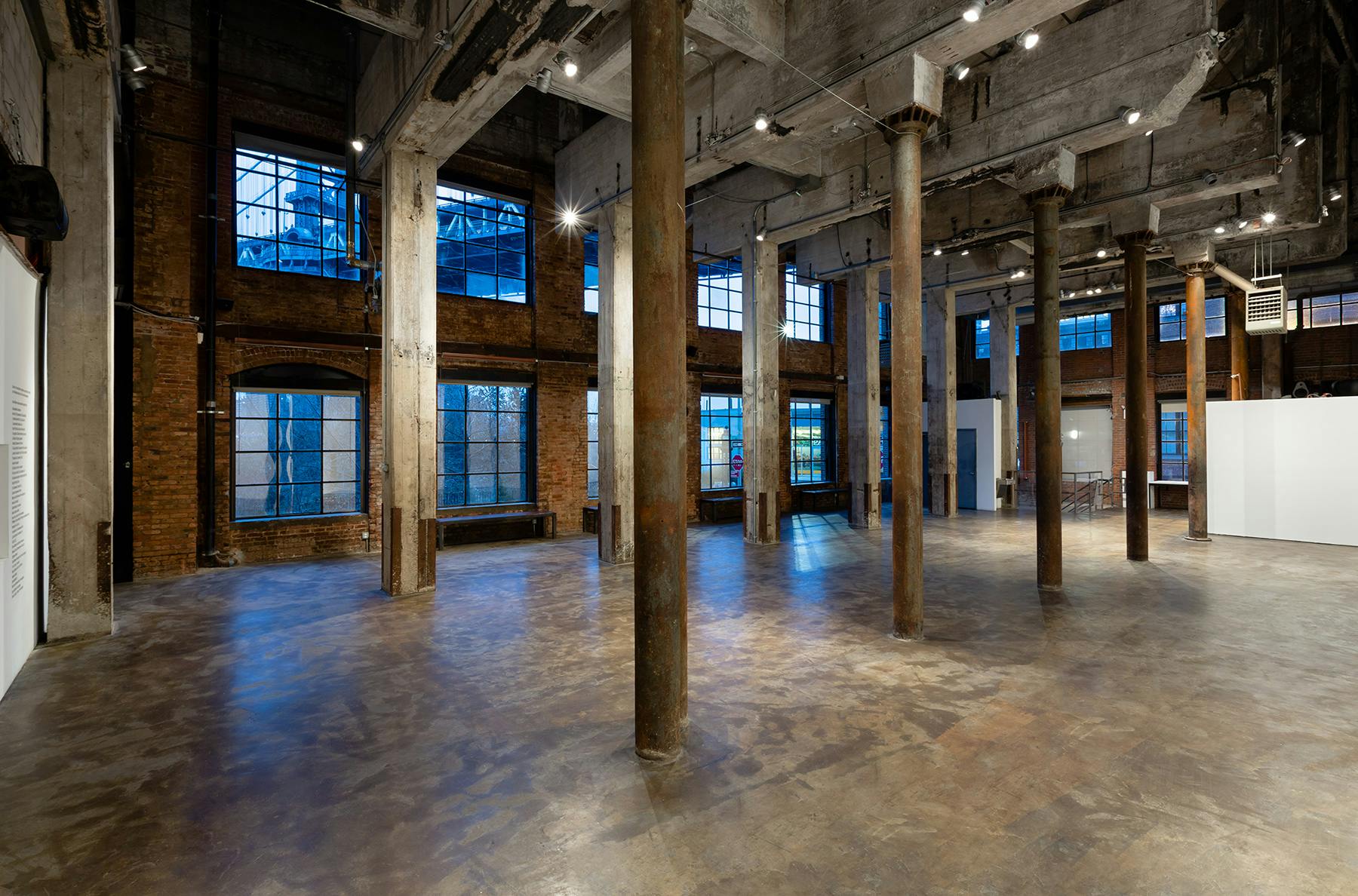 Smack Mellon Gallery | Brooklyn Venue | All Photo Albums | PartySlate
