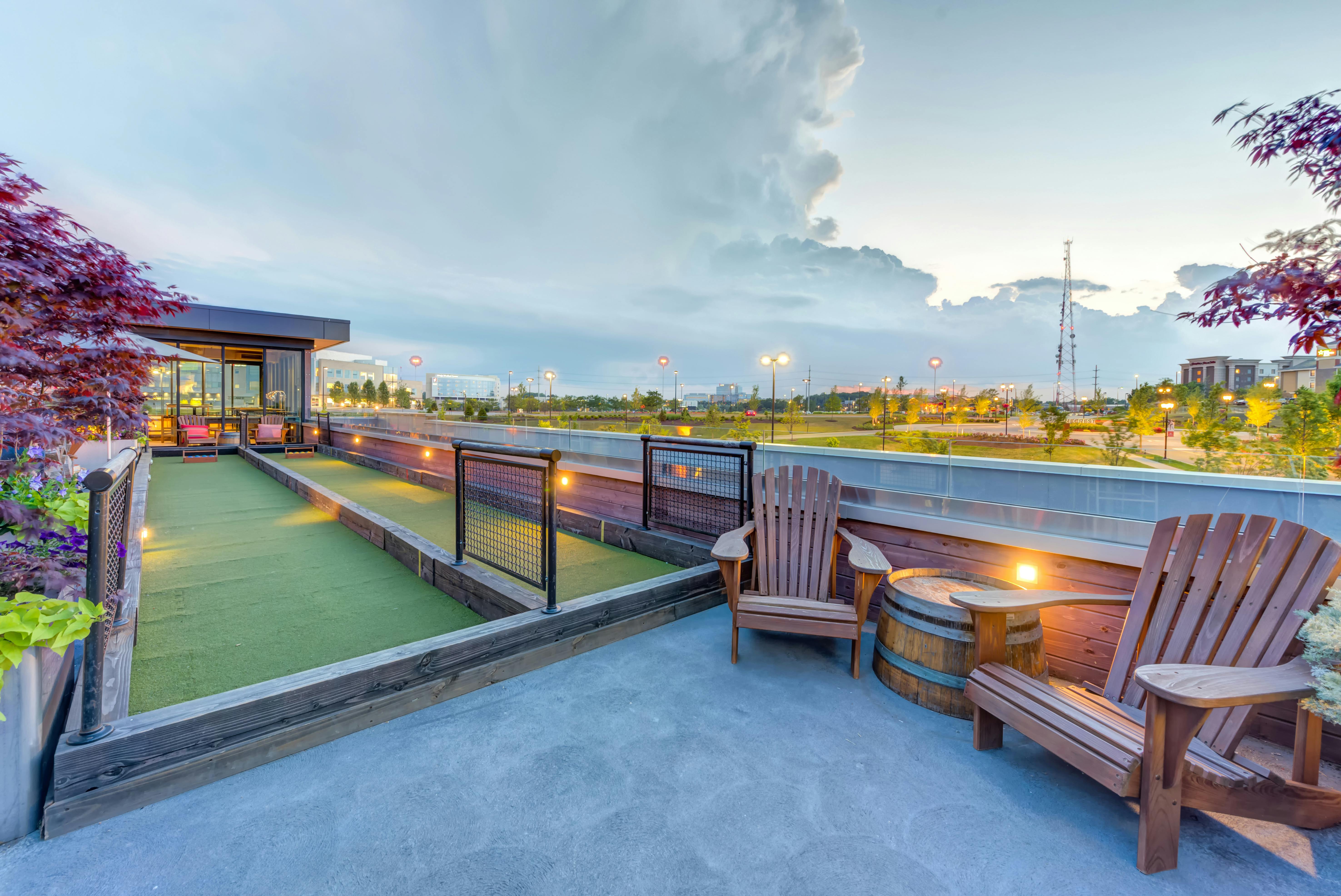 Bocce Courts | Pinstripes Cleveland | PartySlate