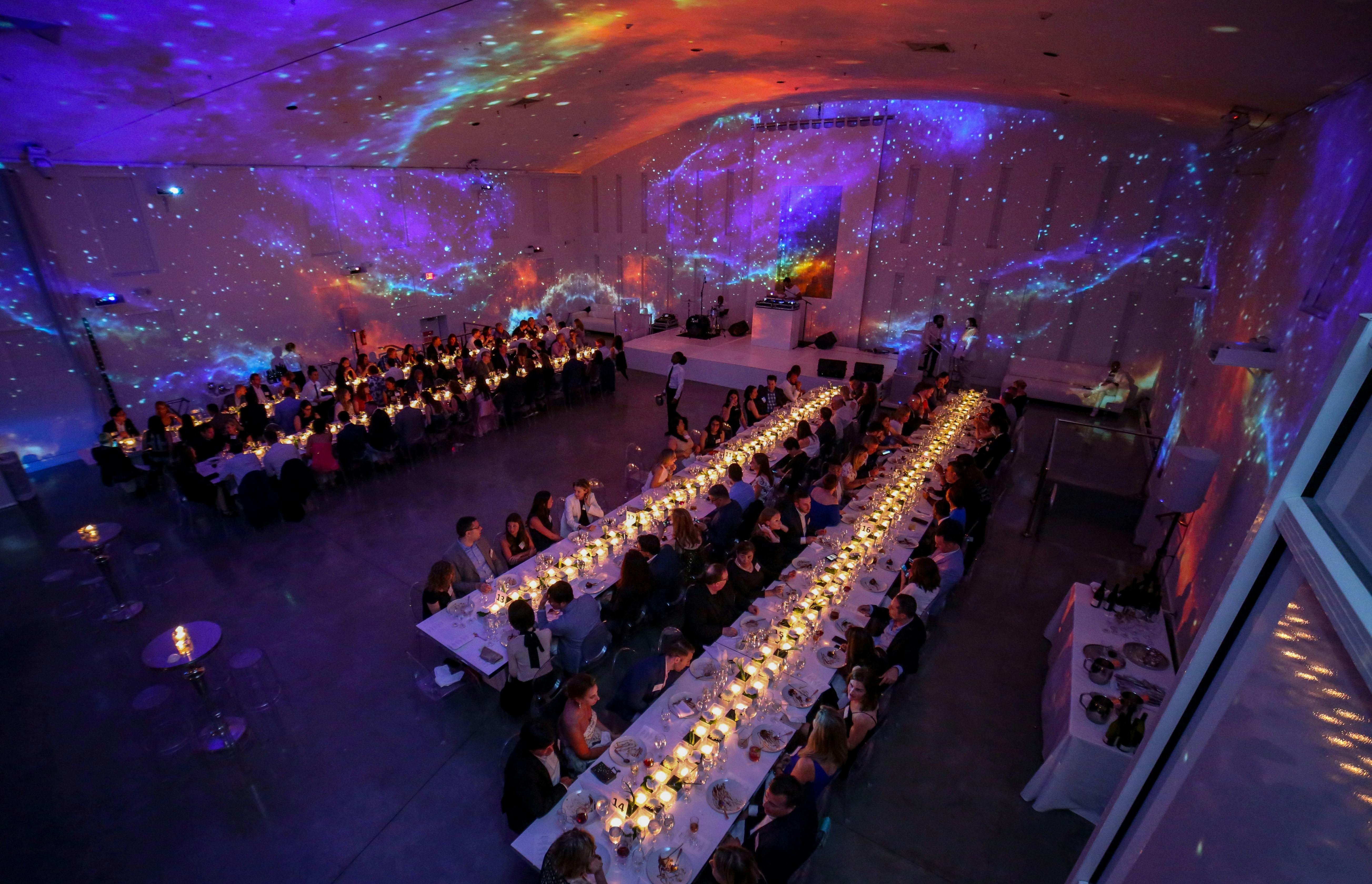 Fundraiser Centerpieces & Tablescapes Ideas | PartySlate