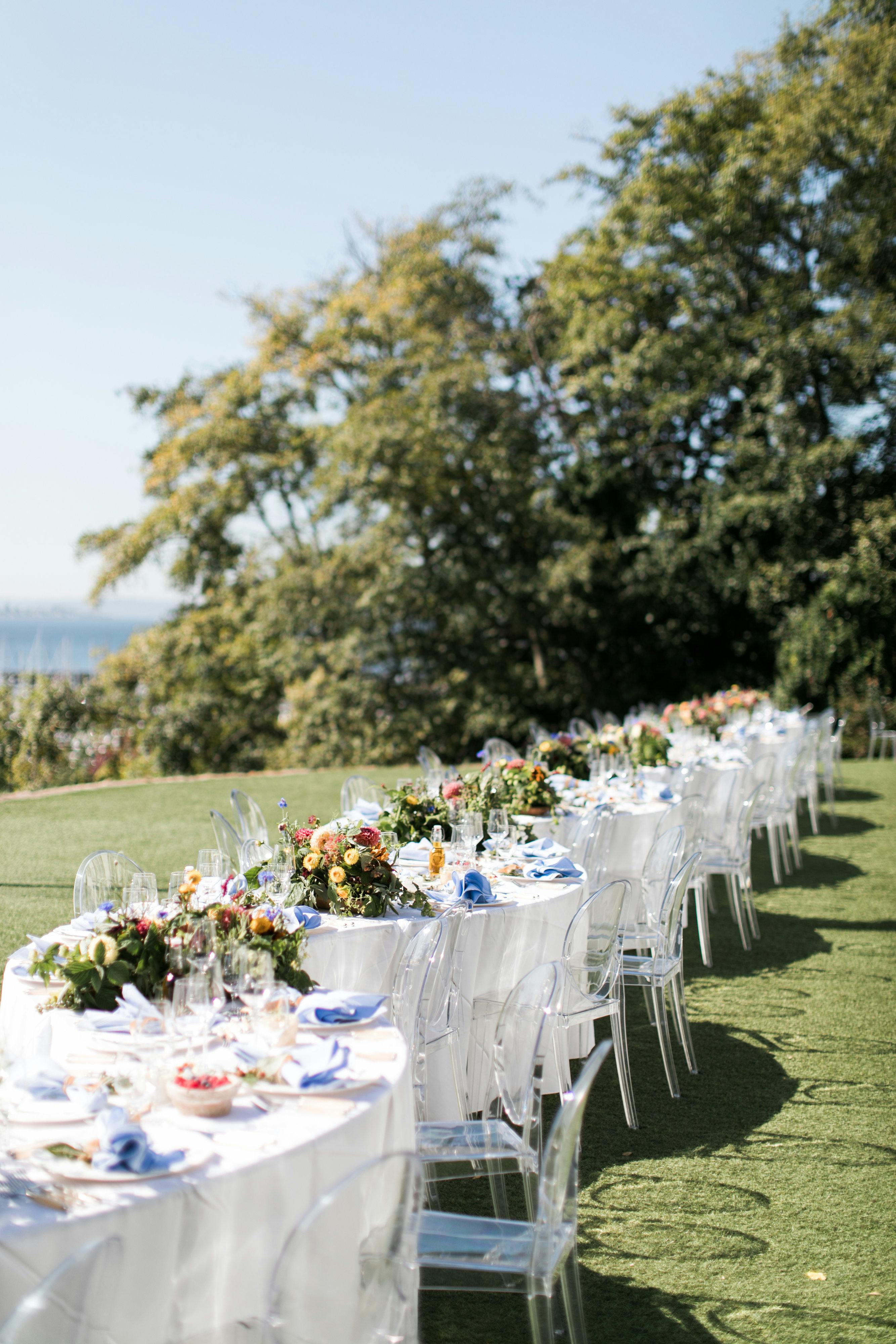 Corporate Event Centerpieces & Tablescapes Ideas | PartySlate