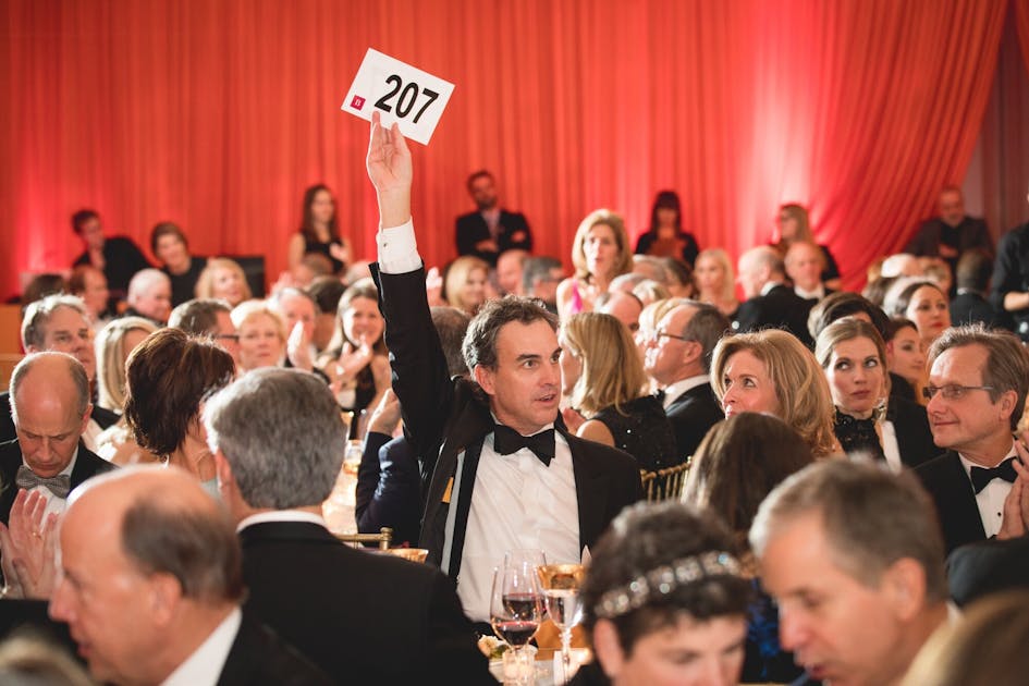 How to Plan a Fundraiser or Gala in 2020: A Step-by-Step Guide - PartySlate