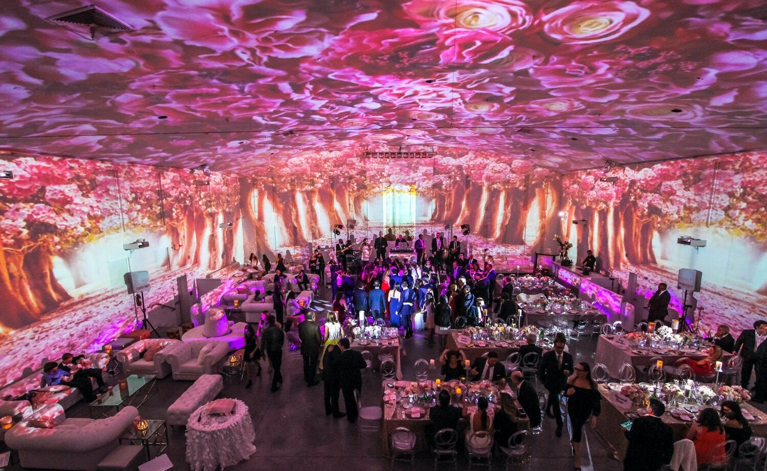 Tuesday Top 5: Projection Mapping Creates Immersive Events - PartySlate