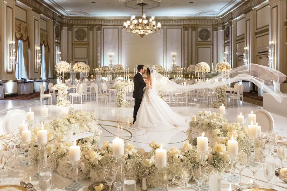 9 Classic Wedding Ideas That Will Never Go Out of Style - PartySlate
