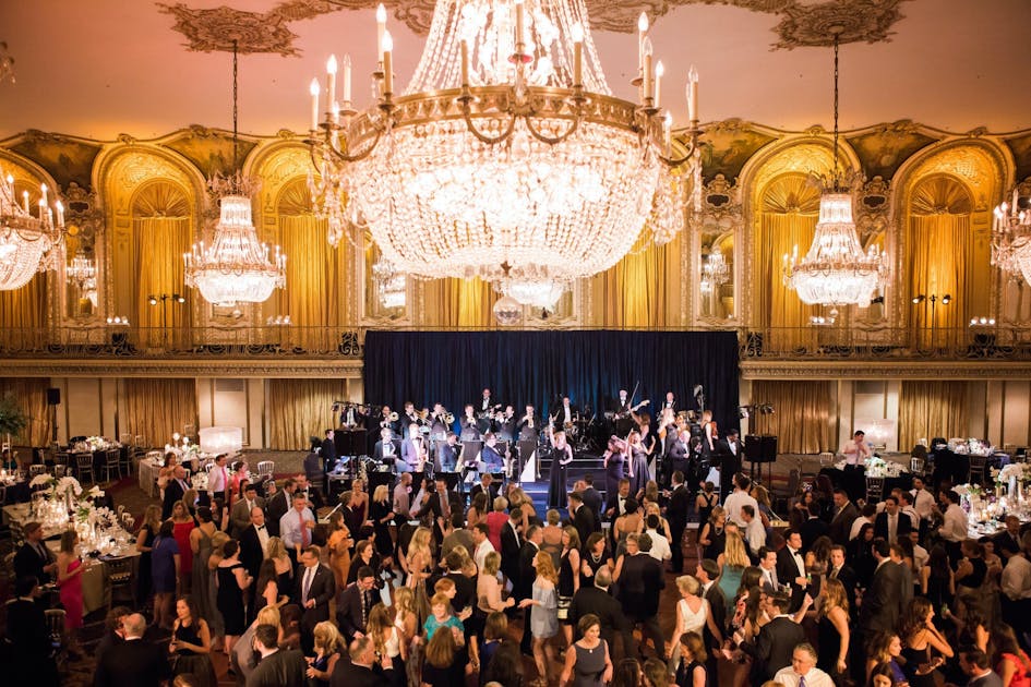 How to Find the Perfect Wedding Venue - PartySlate